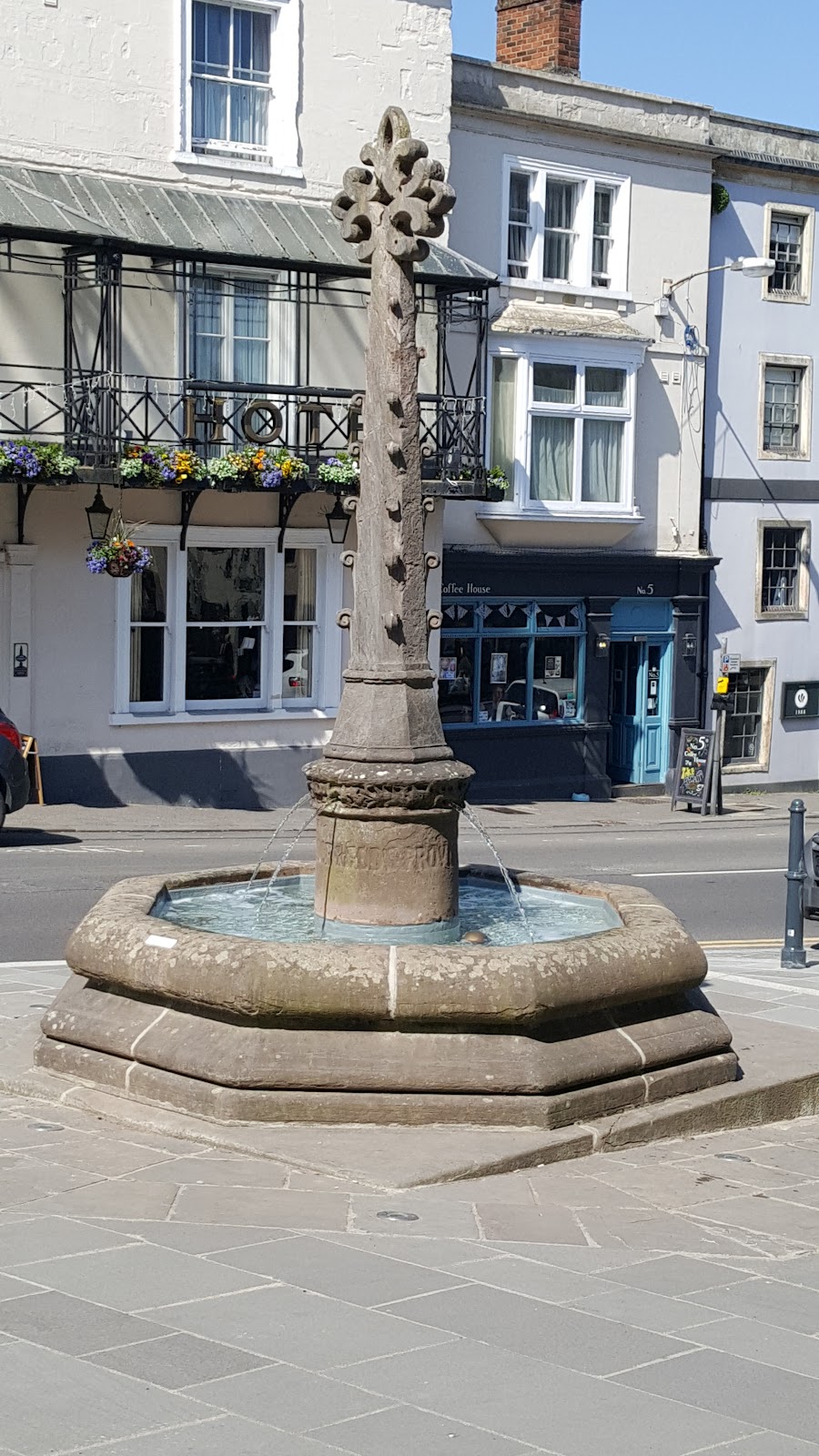 Boyle Cross Frome (2026) – Best of TikTok, Instagram & Reddit Travel Guide