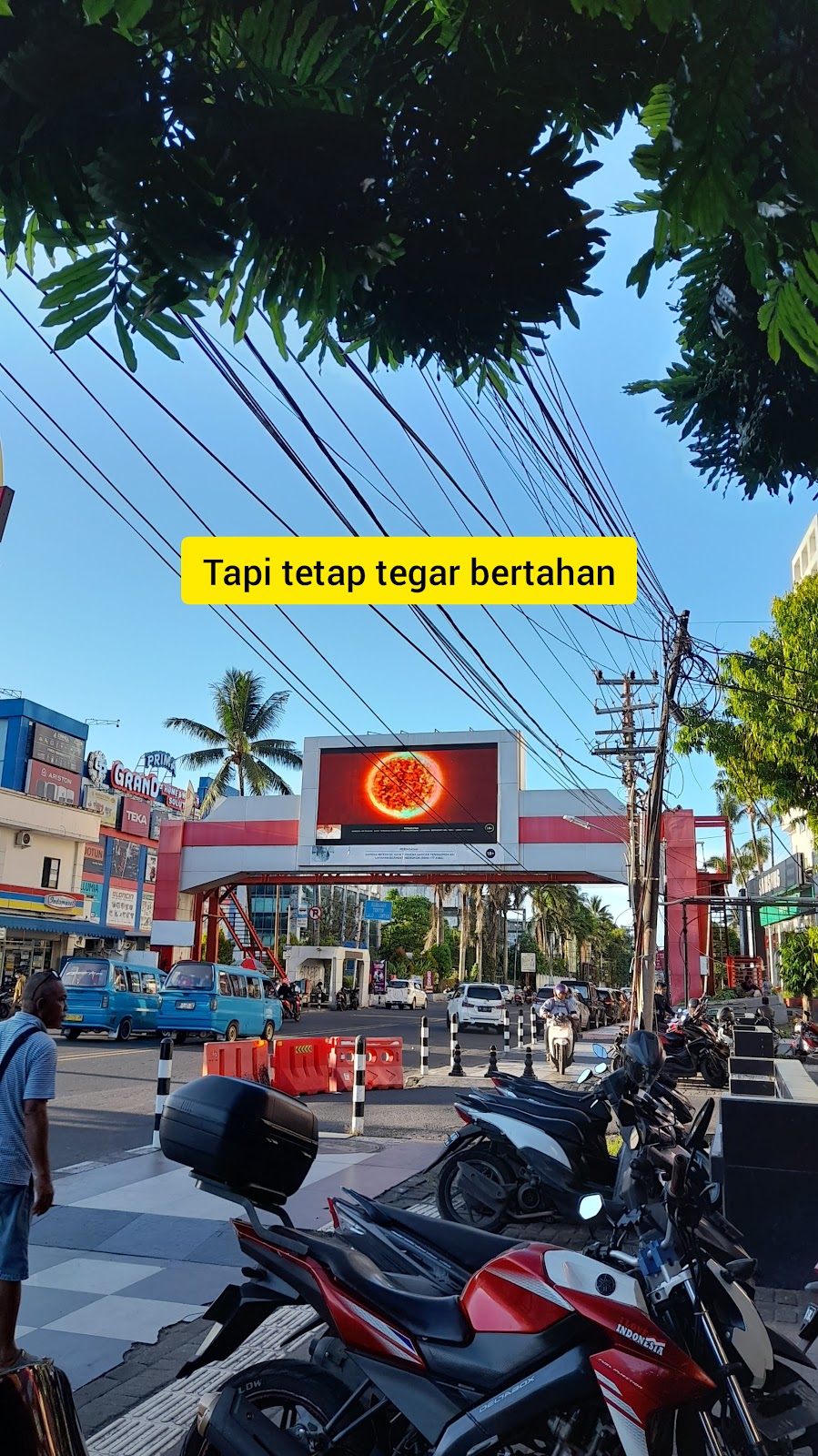 Manado Boulevard (2026) – Best of TikTok, Instagram & Reddit Travel Guide
