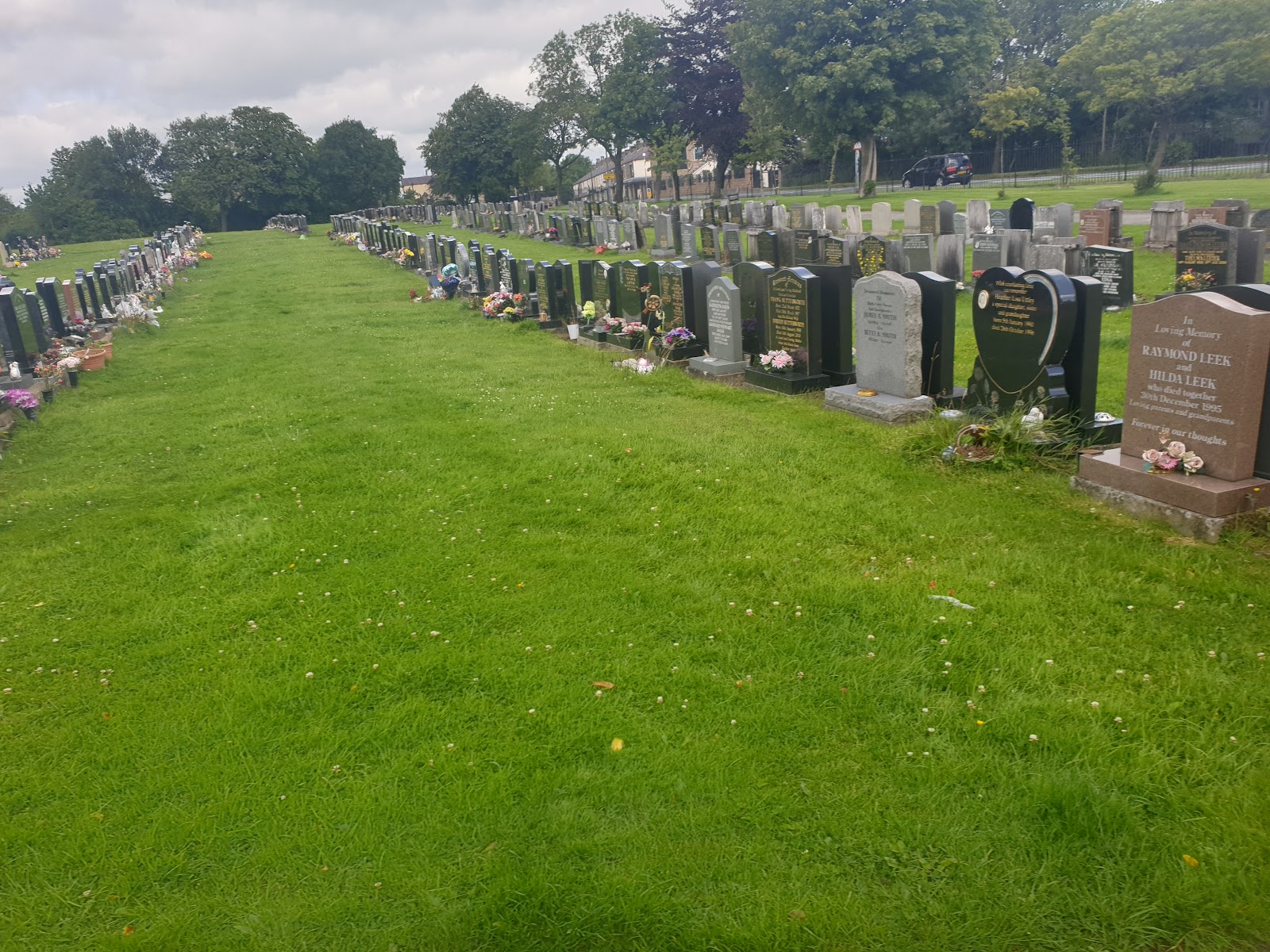 Burnley Cemetery (2026) – Best of TikTok, Instagram & Reddit Travel Guide