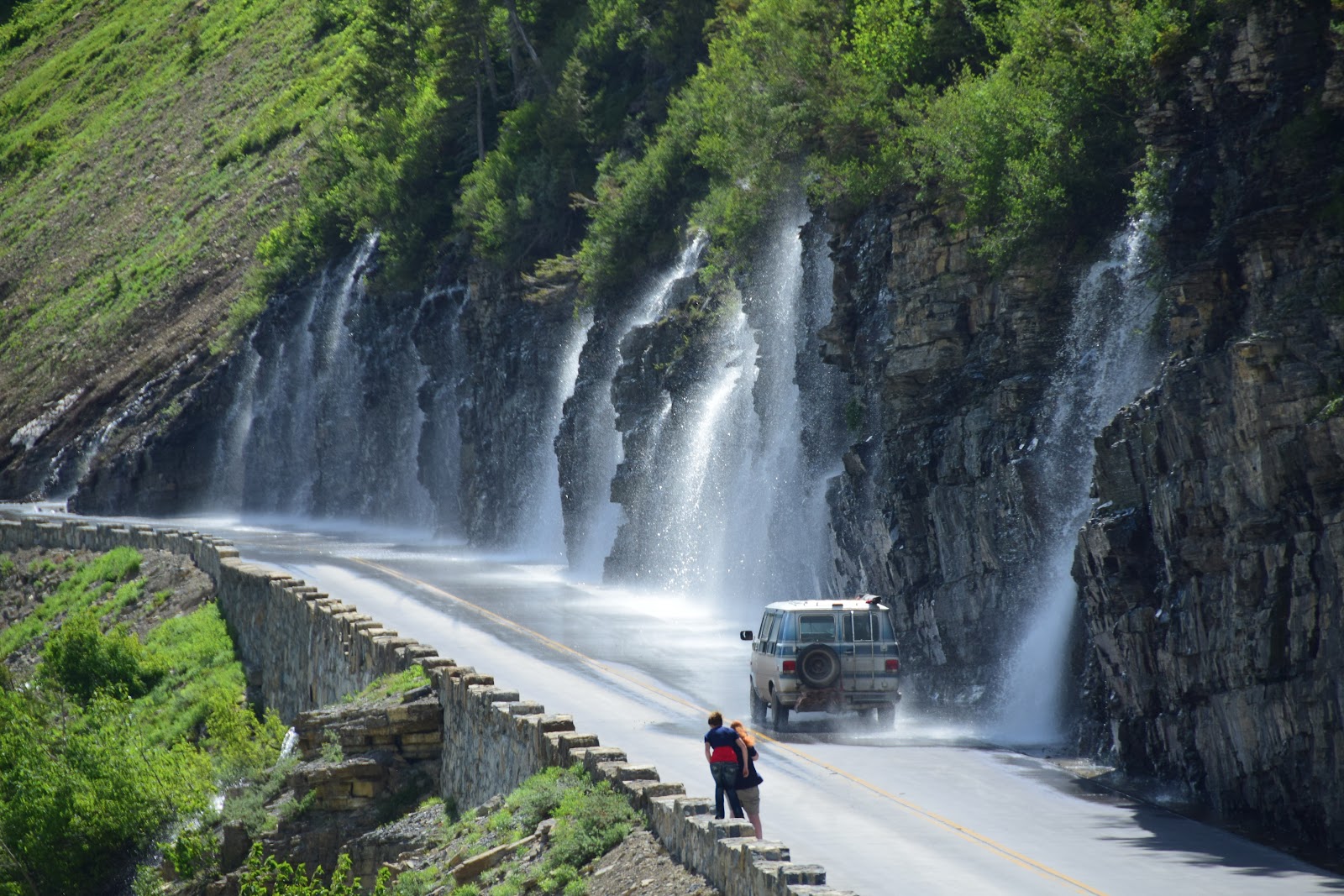 Weeping Wall (2026) – Best of TikTok, Instagram & Reddit Travel Guide