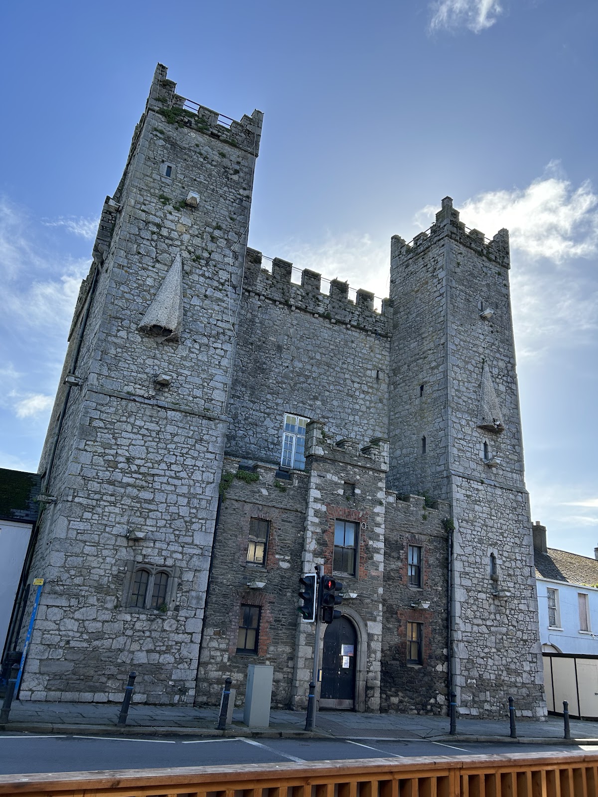 Ardee Castle (2026) – Best of TikTok, Instagram & Reddit Travel Guide