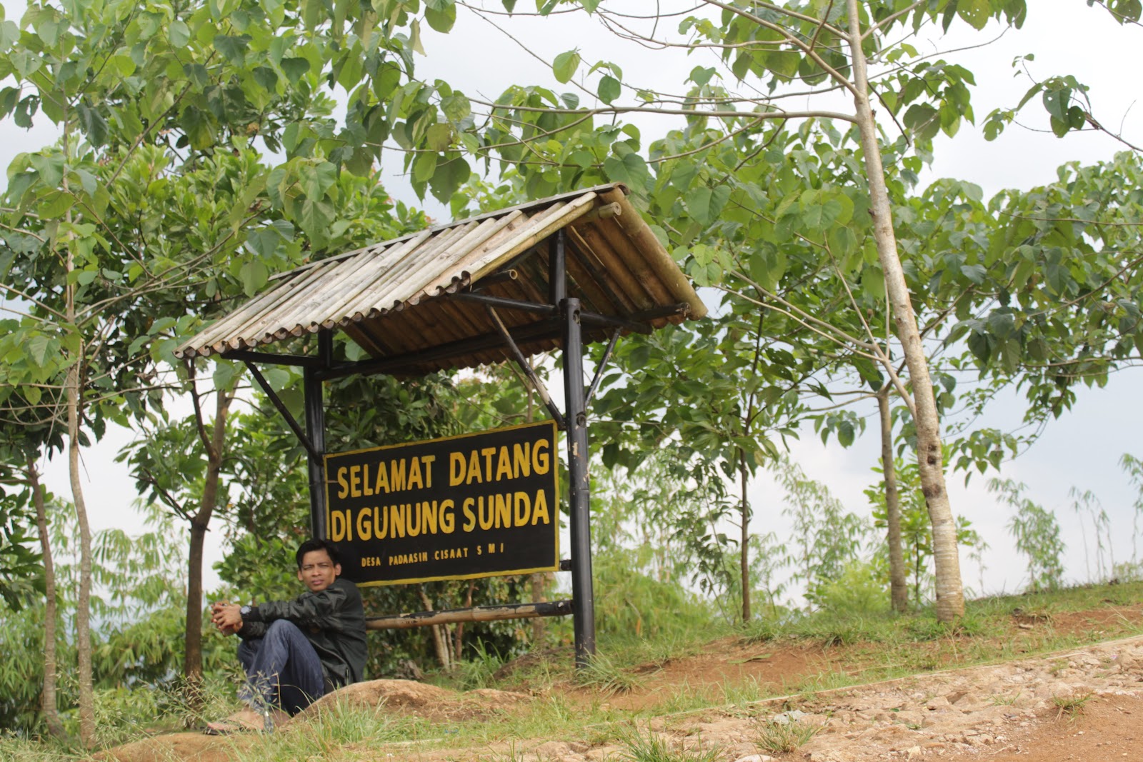 Gunung Sunda (2026) – Best of TikTok, Instagram & Reddit Travel Guide