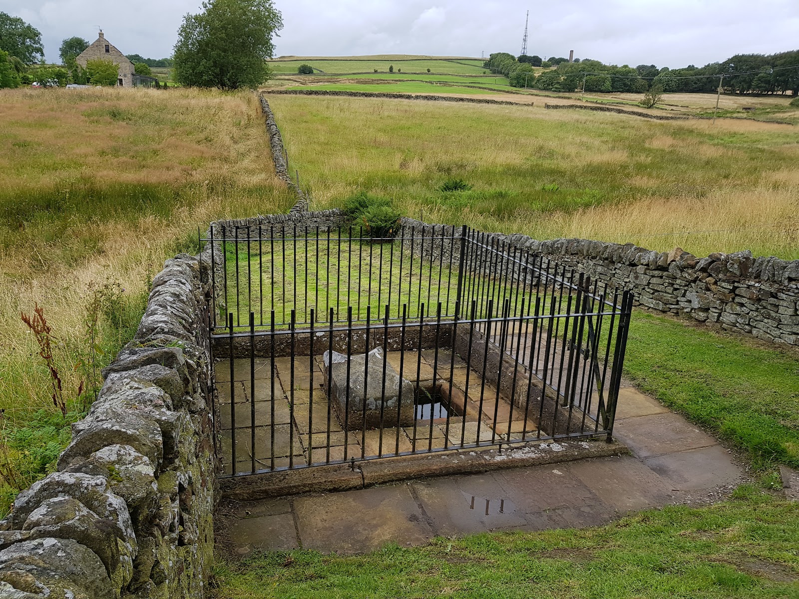 Mompesson's Well (2026) – Best of TikTok, Instagram & Reddit Travel Guide