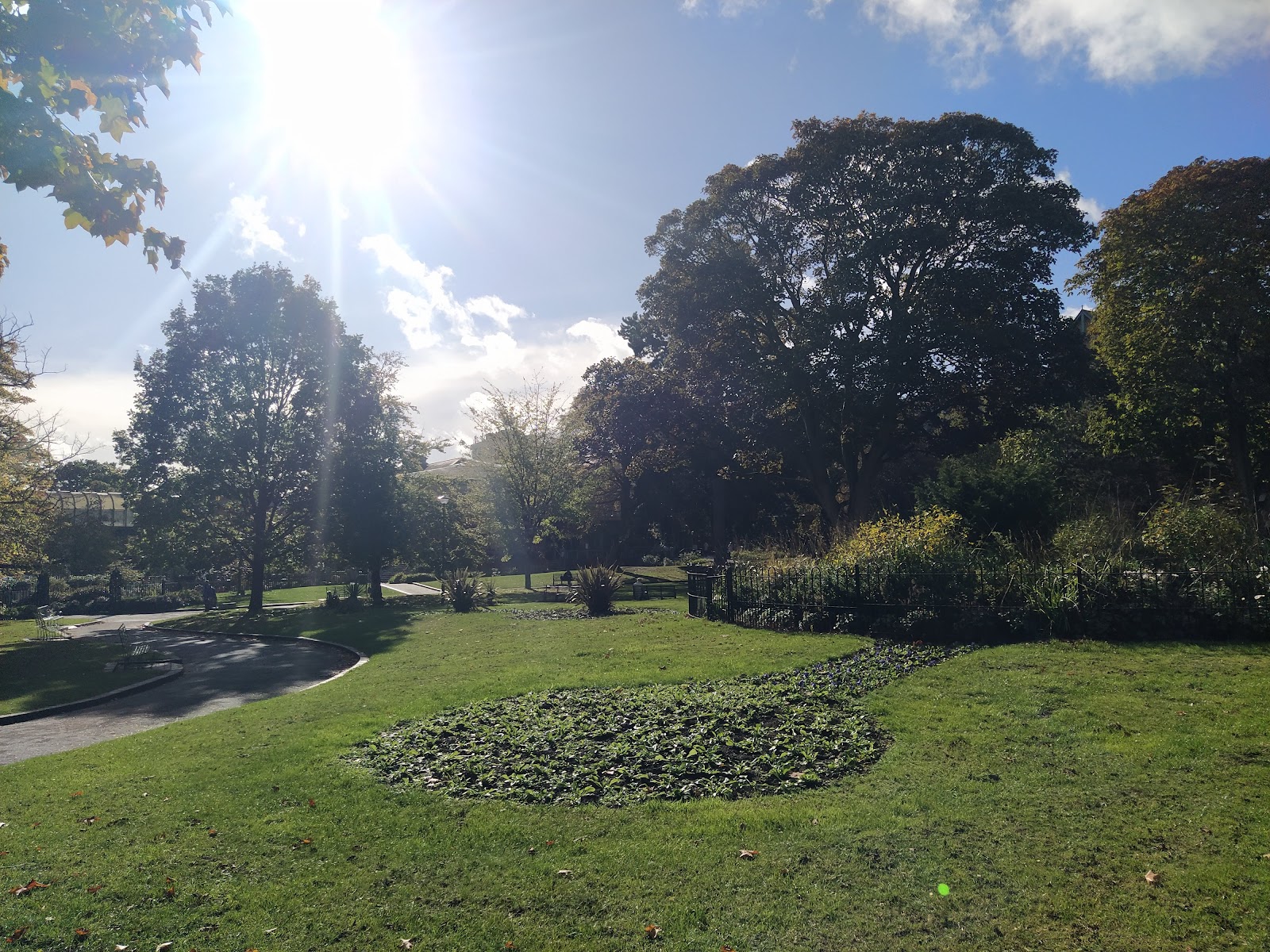 Queens Gardens Bromley (2026) – Best of TikTok, Instagram & Reddit ...