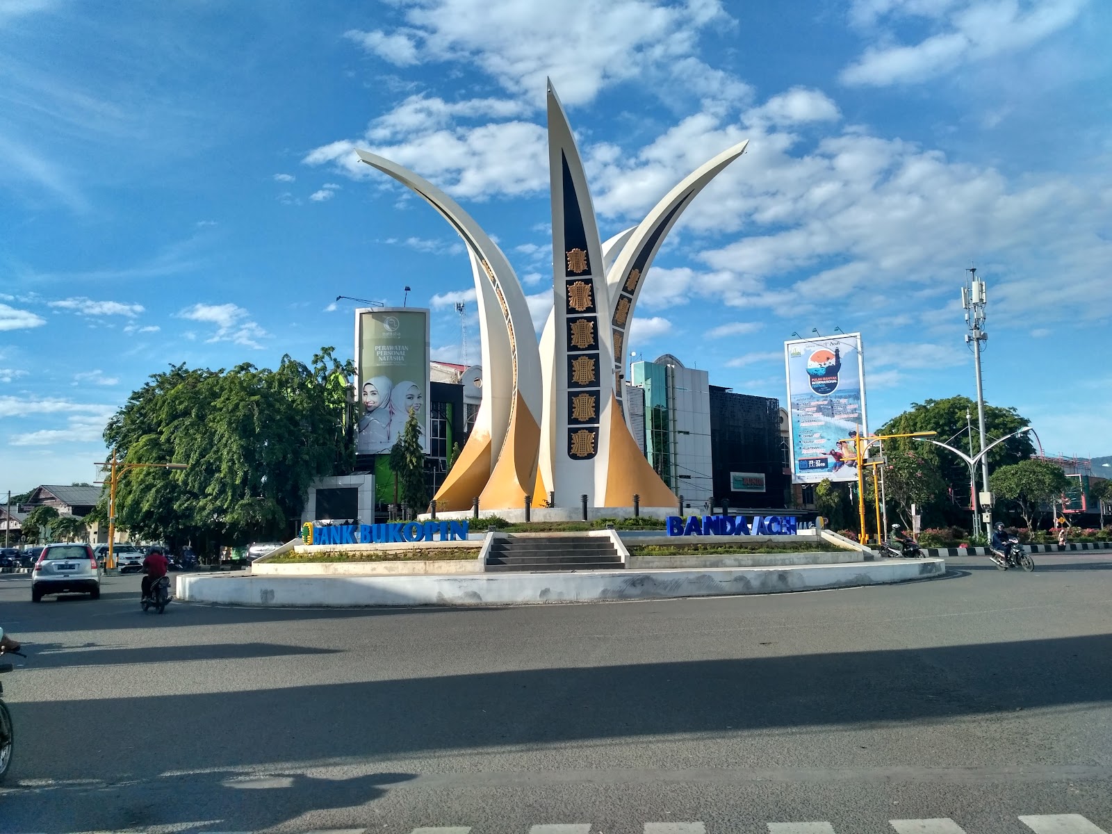 Simpang Lima Square Semarang (2025) – Best of TikTok, Instagram ...