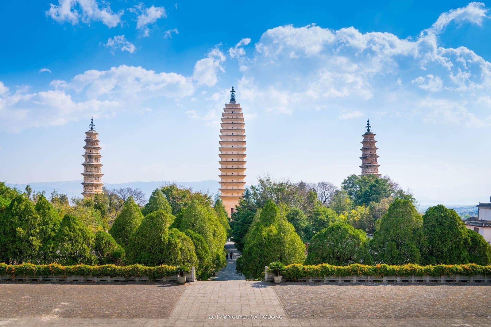 Three Pagodas Dali (2025) – Best of TikTok, Instagram & Reddit Travel Guide