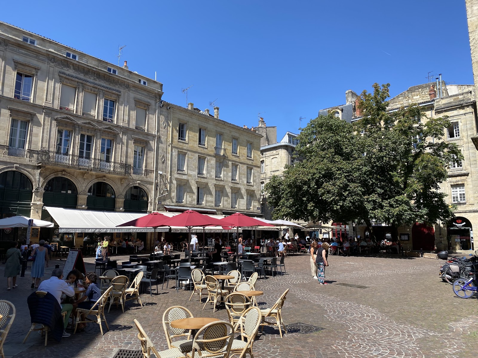Place Saint-Pierre (2026) – Best of TikTok, Instagram & Reddit Travel Guide