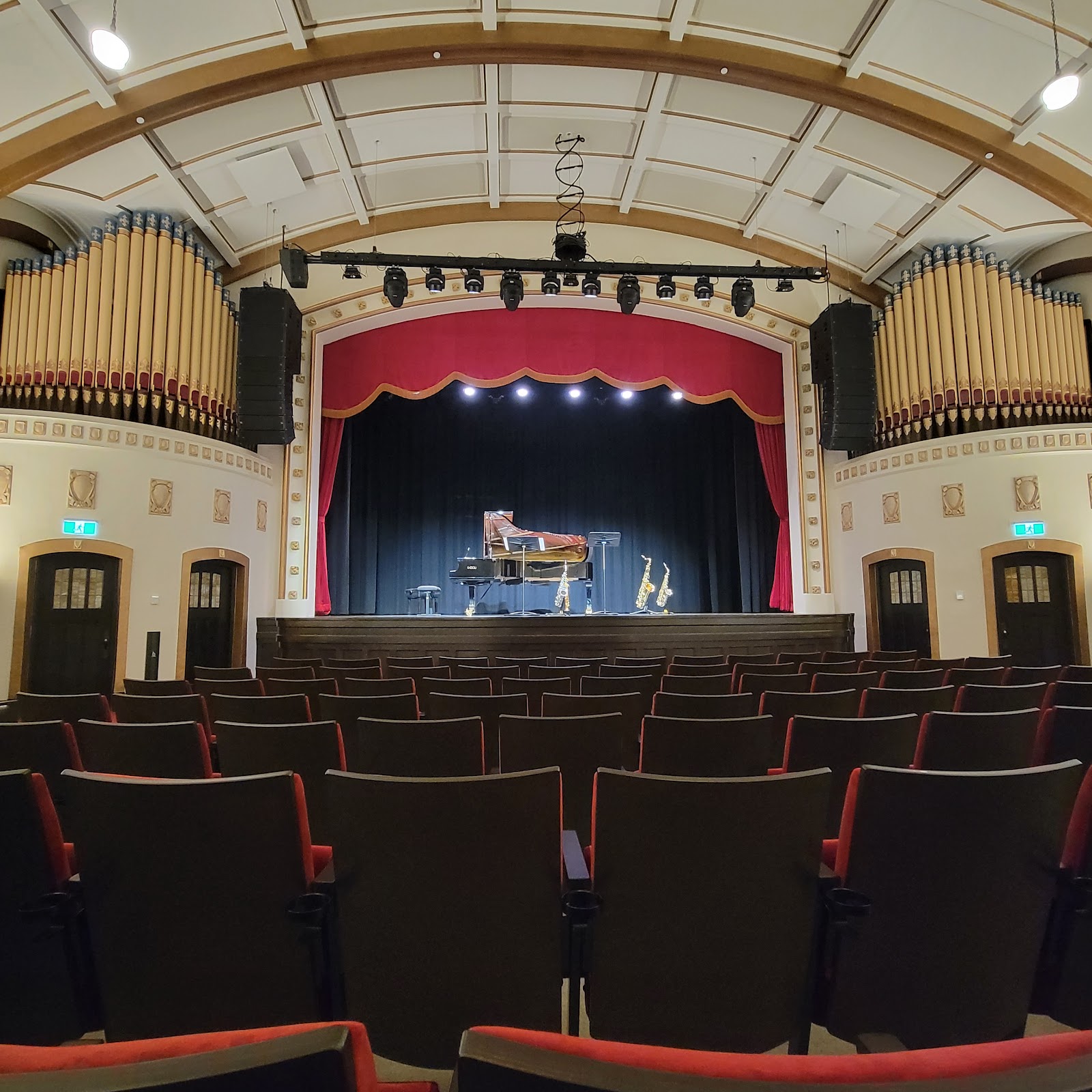 Darke Hall Regina (2026) – Best of TikTok, Instagram & Reddit Travel Guide