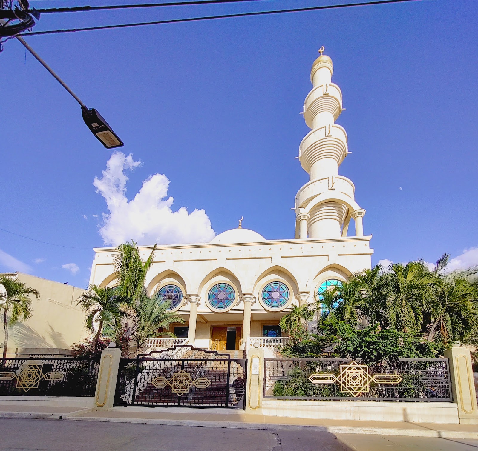 Omar Ibn al-Khattab Mosque (2025) – Best of TikTok, Instagram & Reddit ...