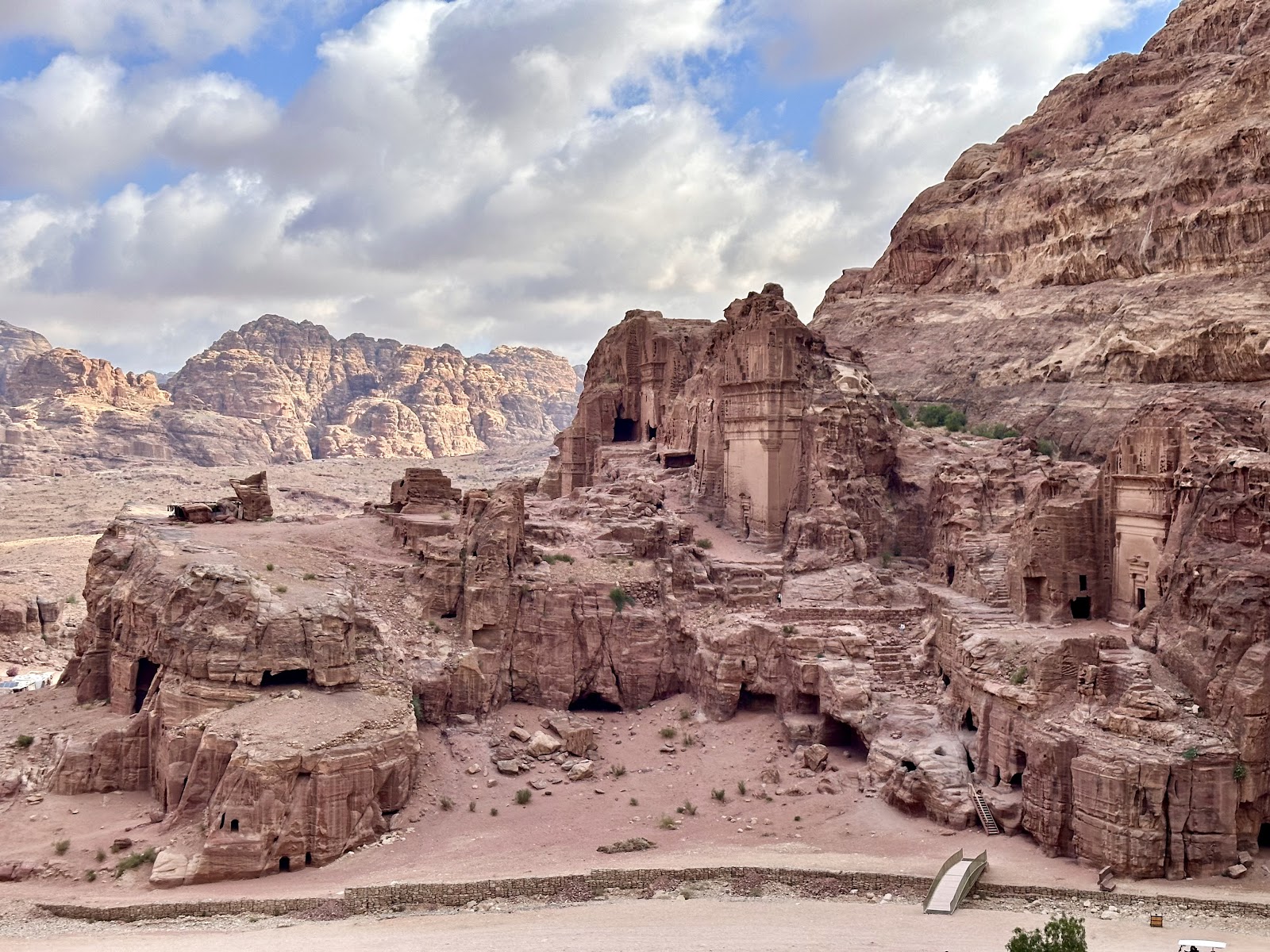Wadi Farasa Trail (2026) – Best of TikTok, Instagram & Reddit Travel Guide