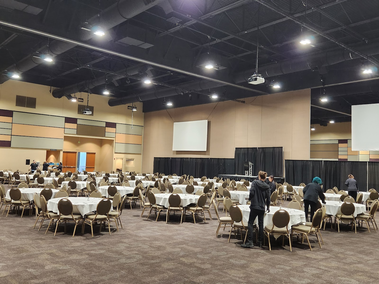 Three Rivers Convention Center (2026) – Best of TikTok, Instagram ...