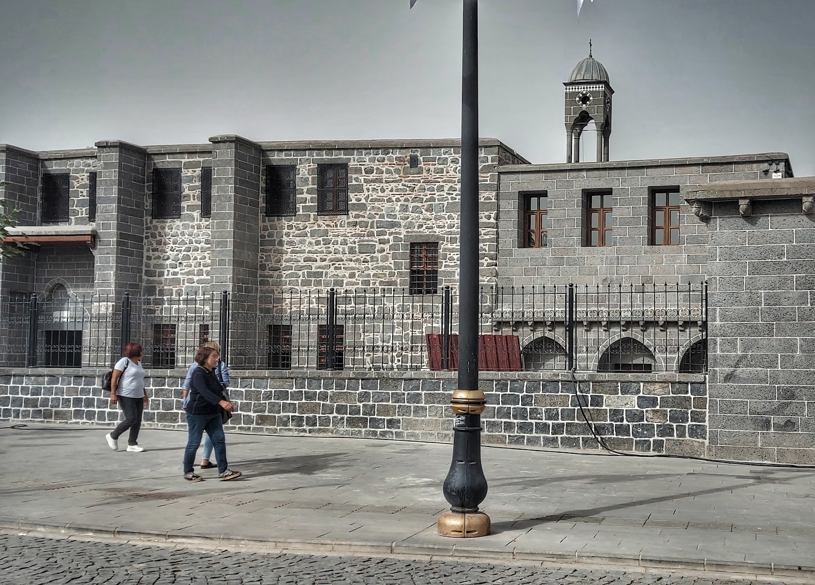 Yeni Kapı Istanbul (2026) – Best of TikTok, Instagram & Reddit Travel Guide