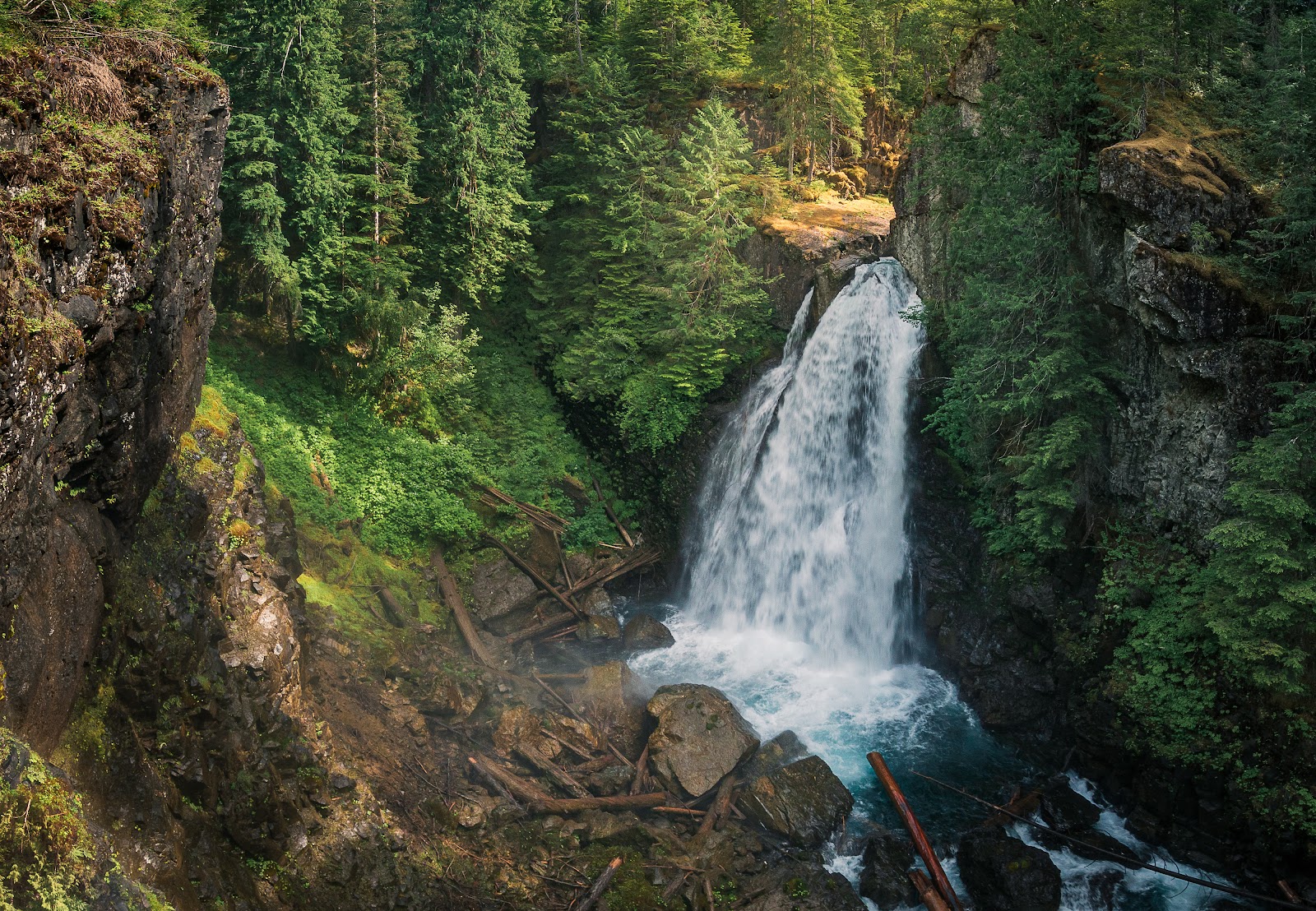 Lady Falls (2025) – Best of TikTok, Instagram & Reddit Travel Guide