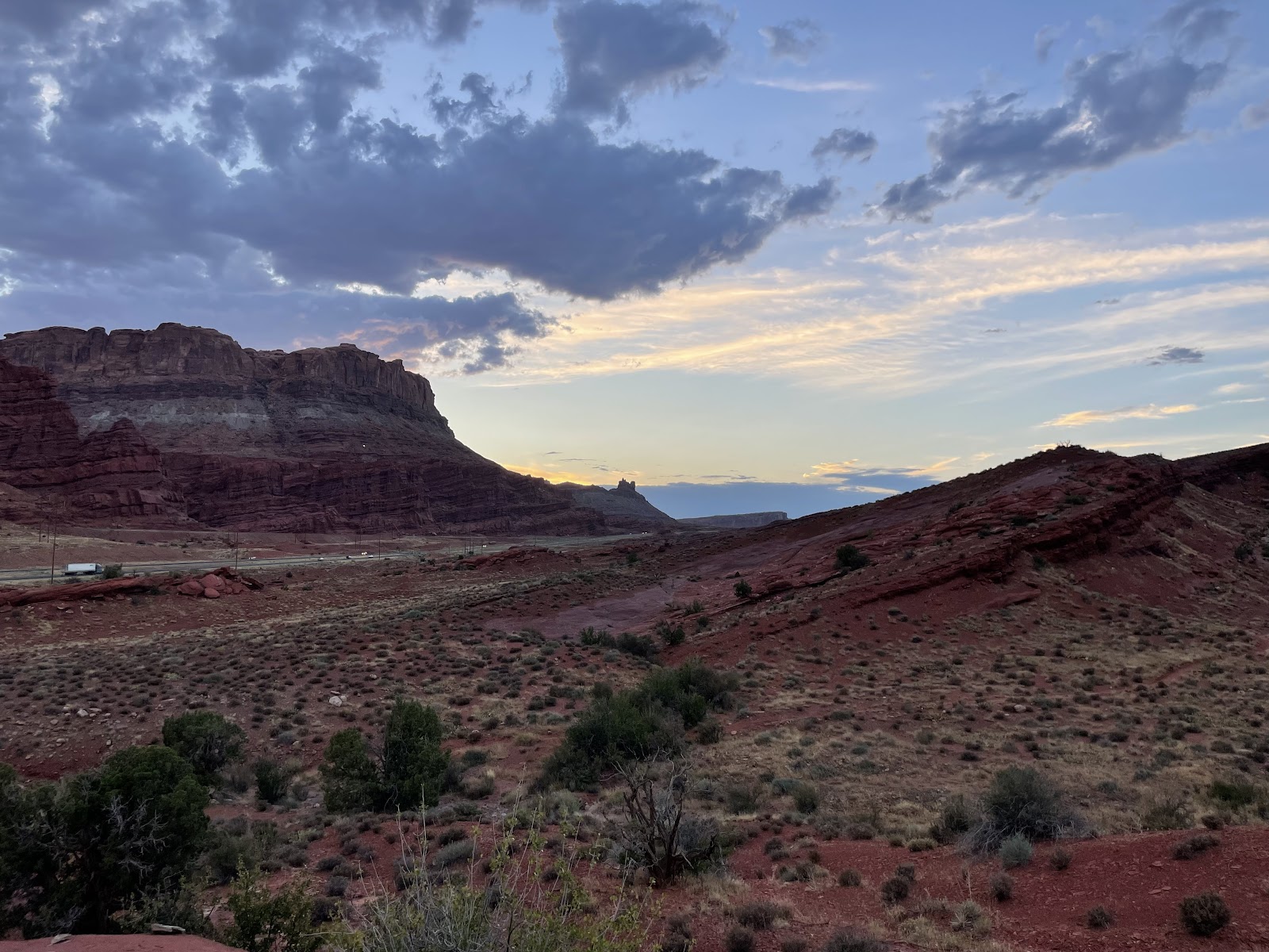 Bar-M Trails Moab (2025) – Best of TikTok, Instagram & Reddit Travel Guide
