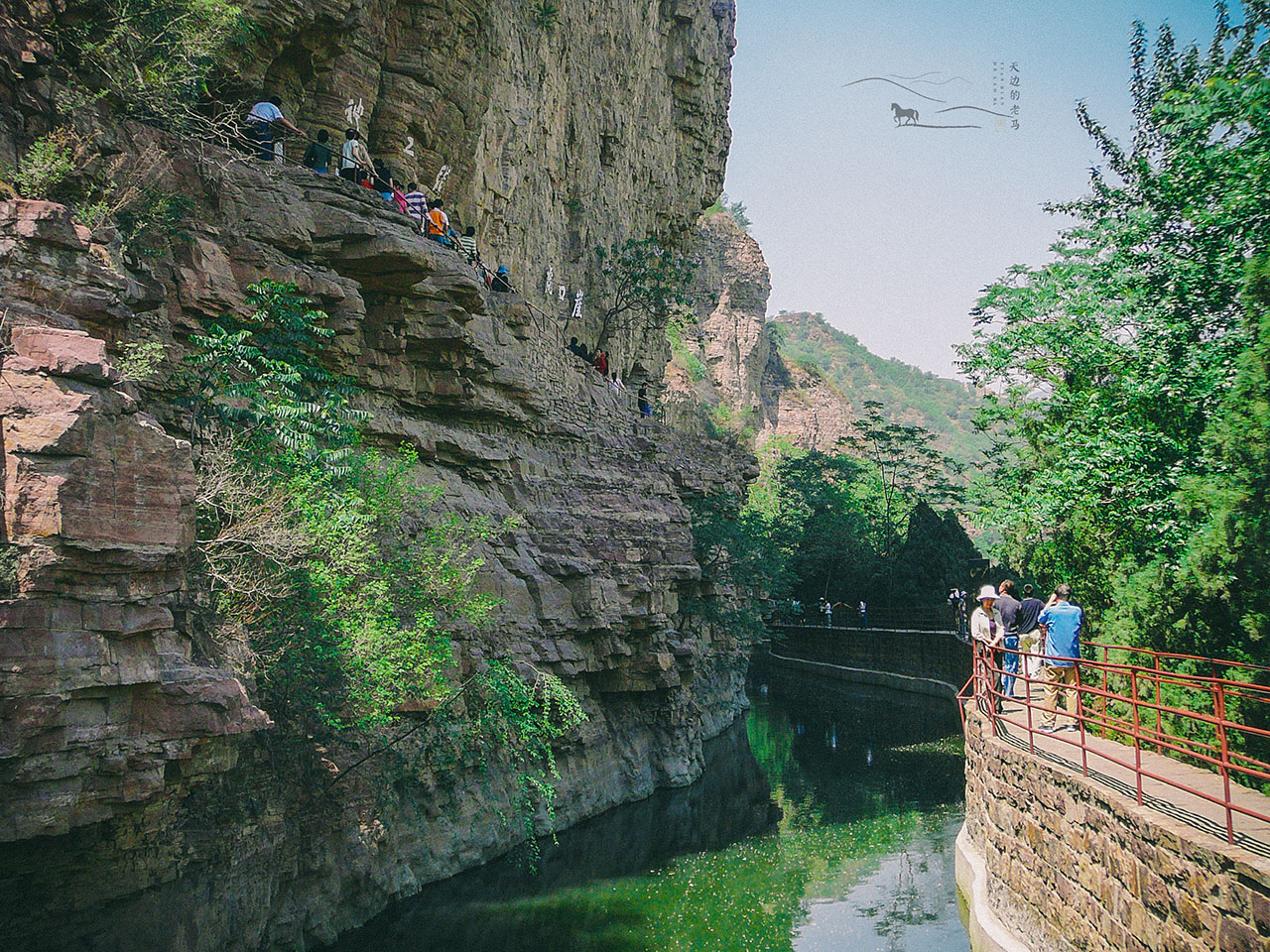 Red Flag Canal Scenic Area Linzhou (2026) – Best of TikTok, Instagram ...