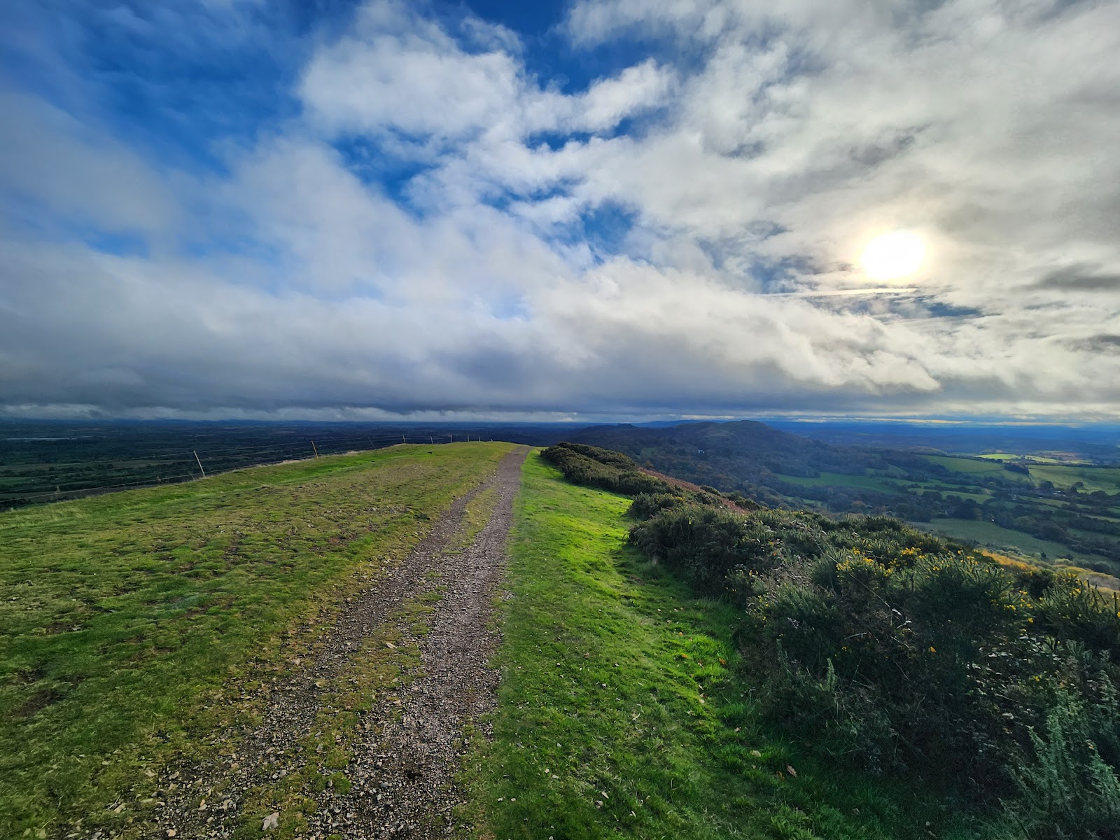 Pinnacle Hill (2026) – Best of TikTok, Instagram & Reddit Travel Guide