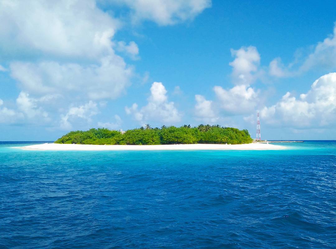 Ukulhas Island (2026) – Best of TikTok, Instagram & Reddit Travel Guide