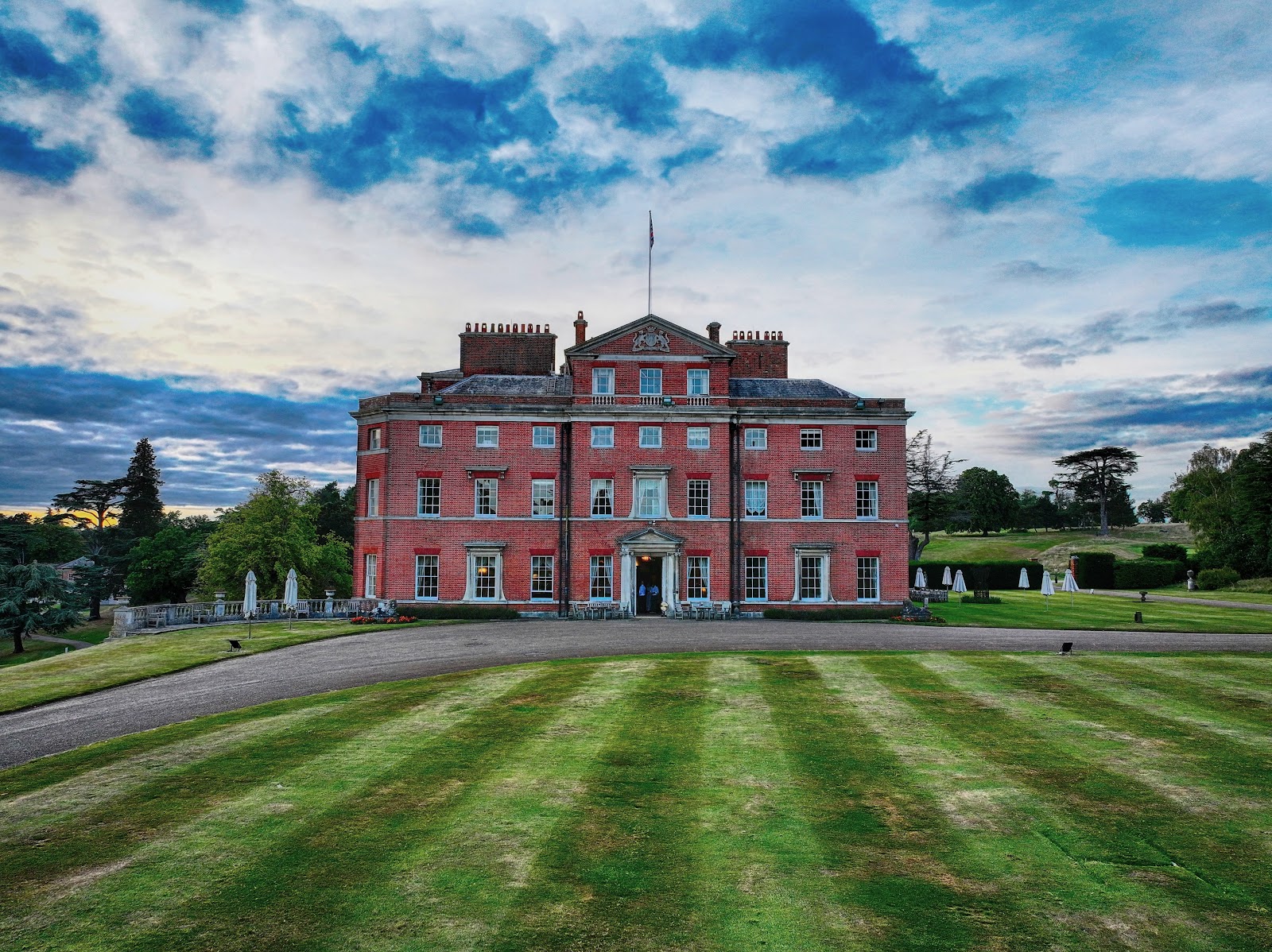 Brocket Hall (2026) – Best of TikTok, Instagram & Reddit Travel Guide