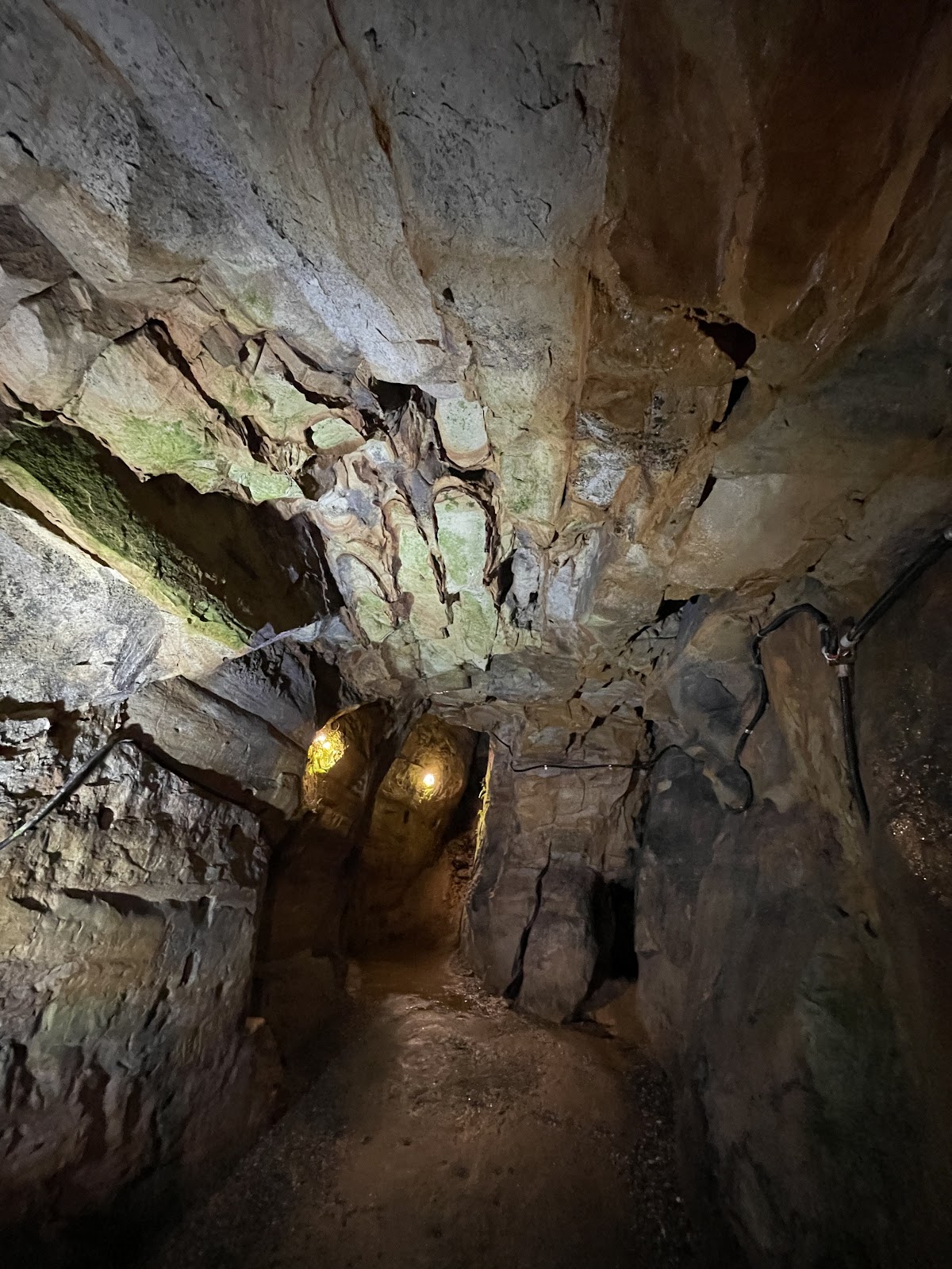 Buddha Hand Cave (2026) – Best of TikTok, Instagram & Reddit Travel Guide