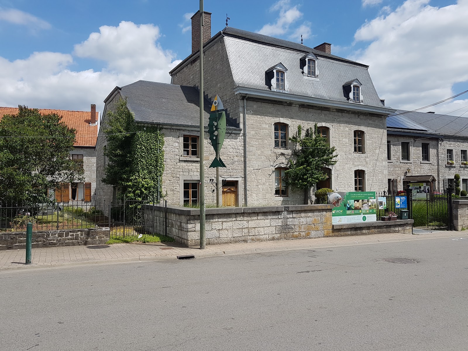 RIVEO Hotton (2025) – Best of TikTok, Instagram & Reddit Travel Guide