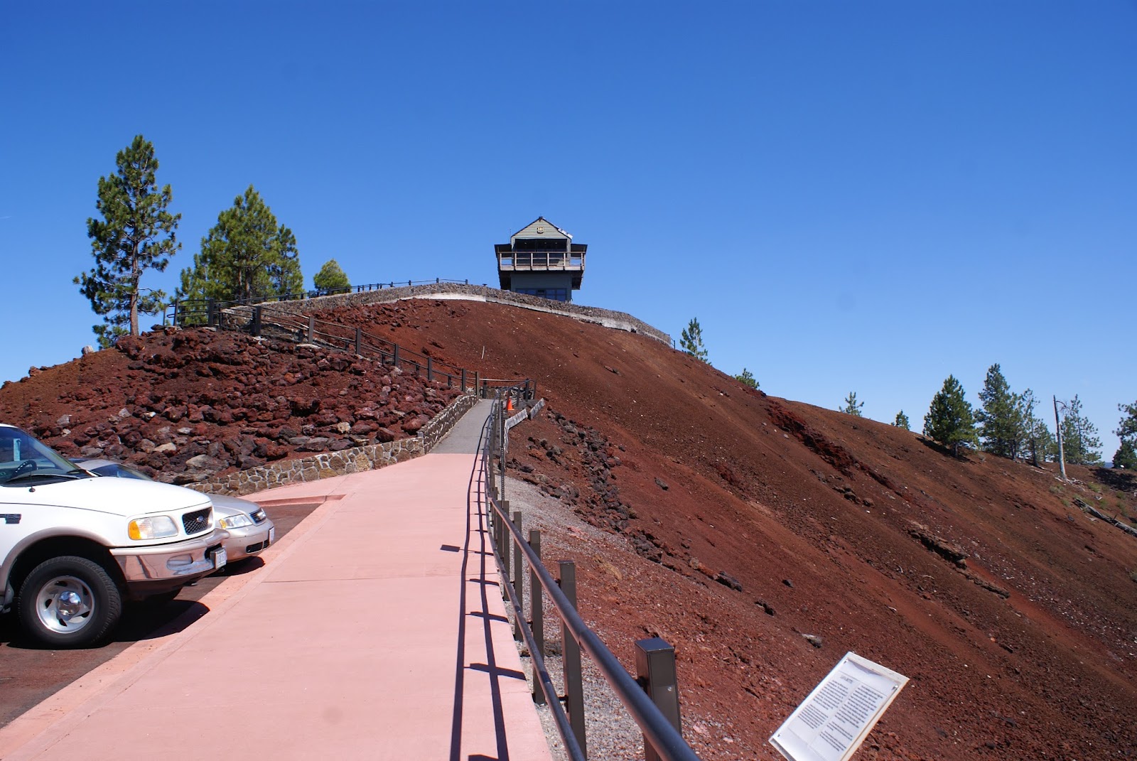 Lava Butte Oregon (2025) – Best of TikTok, Instagram & Reddit Travel Guide