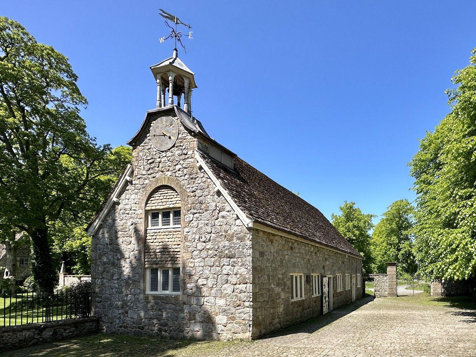 Alexander Keiller Museum Avebury (2025) – Best of TikTok, Instagram ...