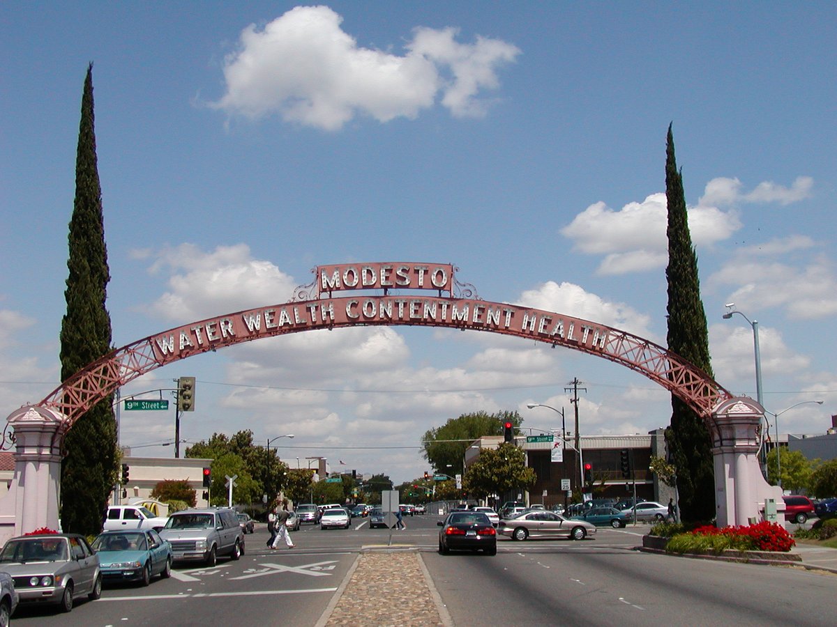 Modesto Arch (2026) – Best of TikTok, Instagram & Reddit Travel Guide