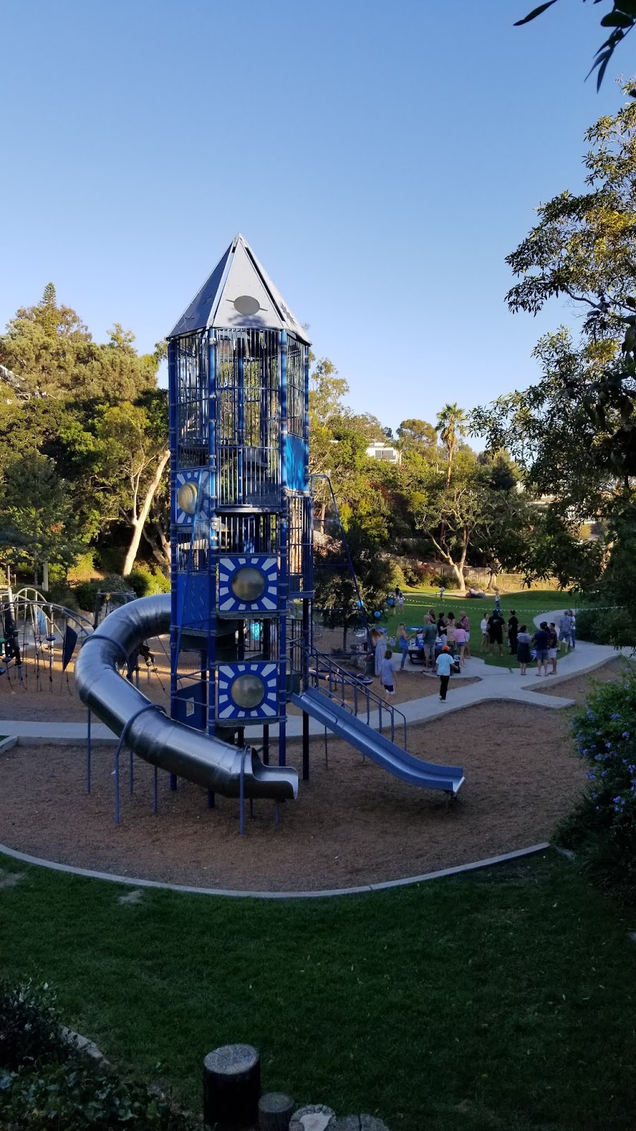 Bluebird Park (2025) – Best of TikTok, Instagram & Reddit Travel Guide