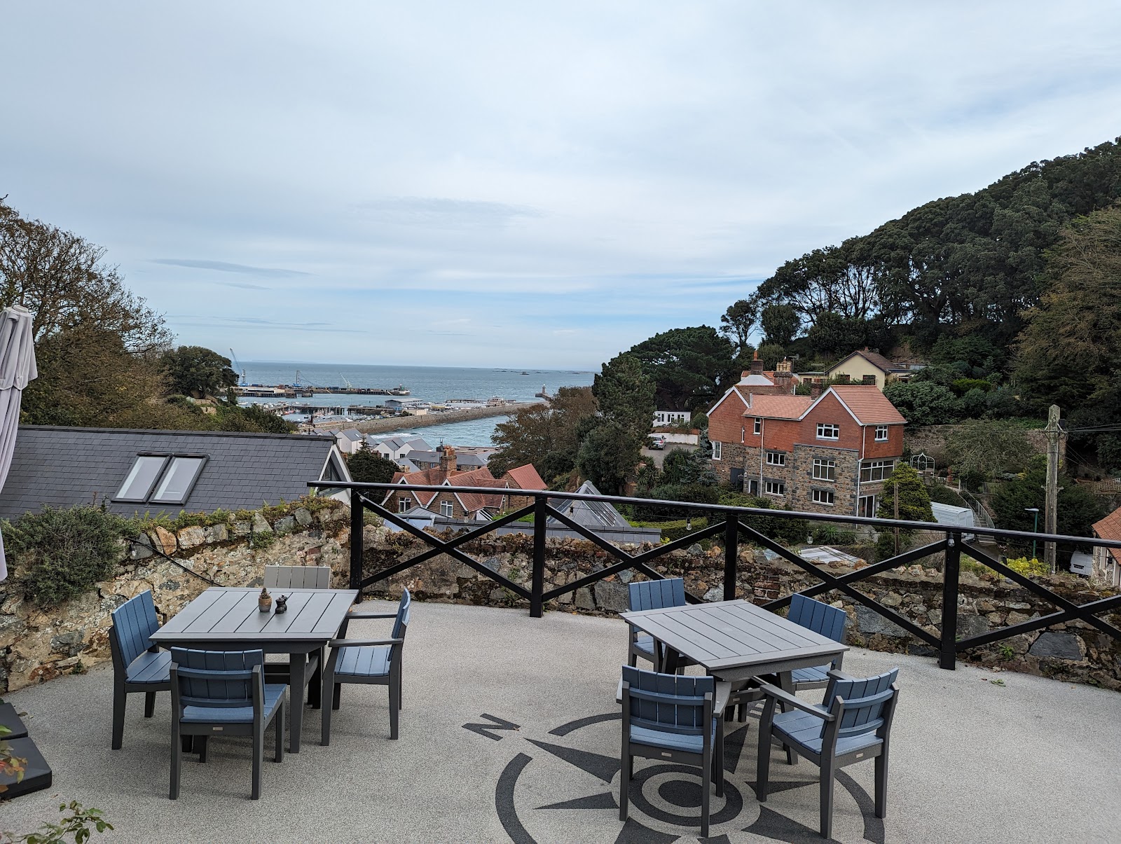 Havelet Bay Promenade (2026) – Best of TikTok, Instagram & Reddit ...