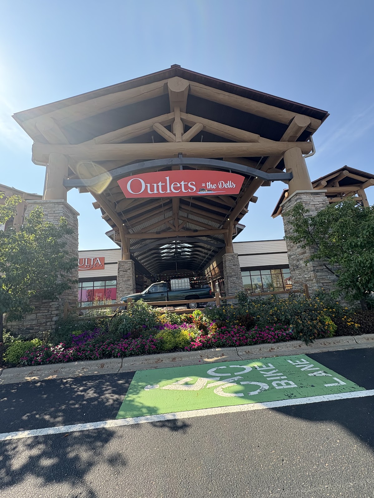 Wisconsin Dells Parkway The Strip (2026) – Best of TikTok, Instagram ...