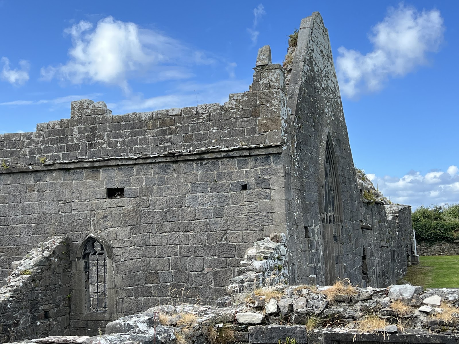 Murrisk Abbey (2025) – Best of TikTok, Instagram & Reddit Travel Guide