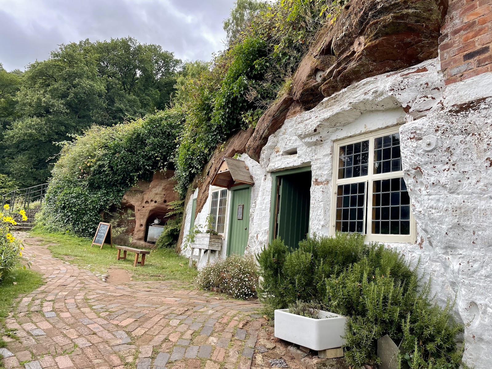 Kinver Edge and Rock Houses (2026) – Best of TikTok, Instagram & Reddit ...
