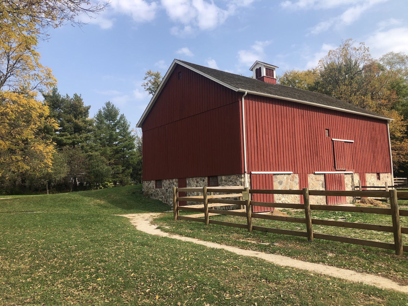 Spring Valley Nature Center (2025) – Best of TikTok, Instagram & Reddit ...
