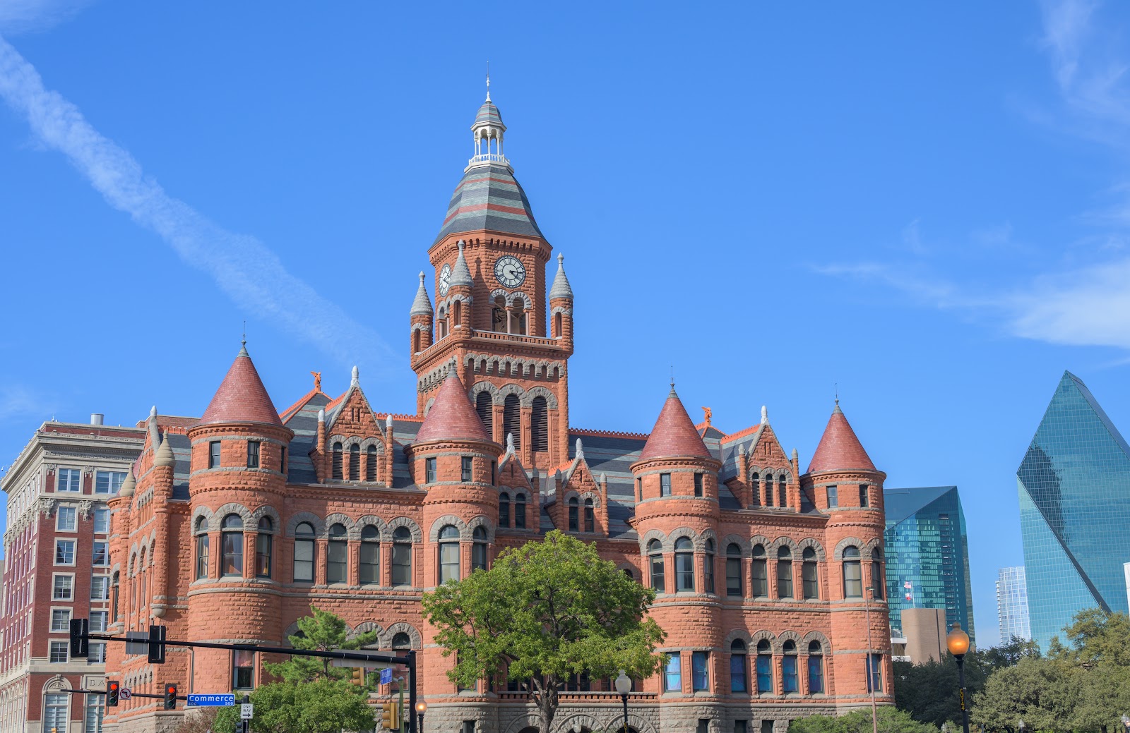 Old Red Courthouse (2026) – Best of TikTok, Instagram & Reddit Travel Guide