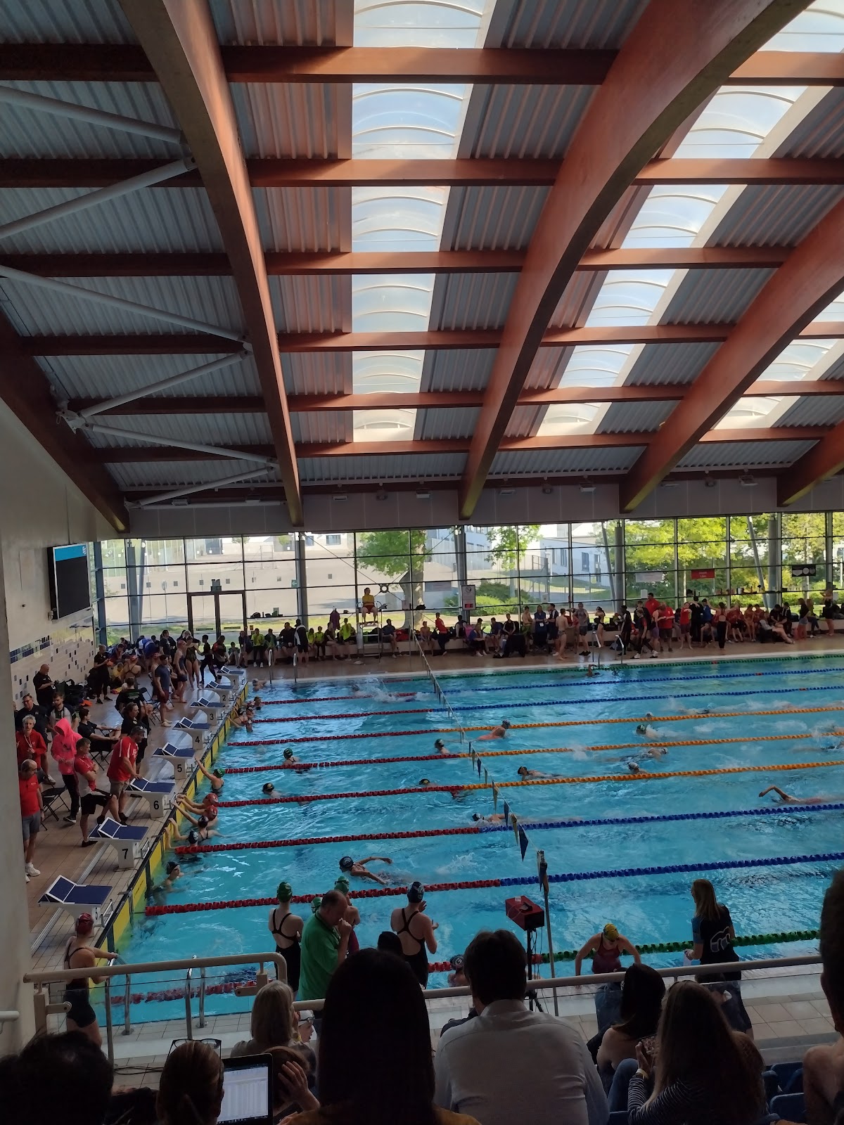 K2 Leisure Centre Crawley (2025) – Best of TikTok, Instagram & Reddit ...