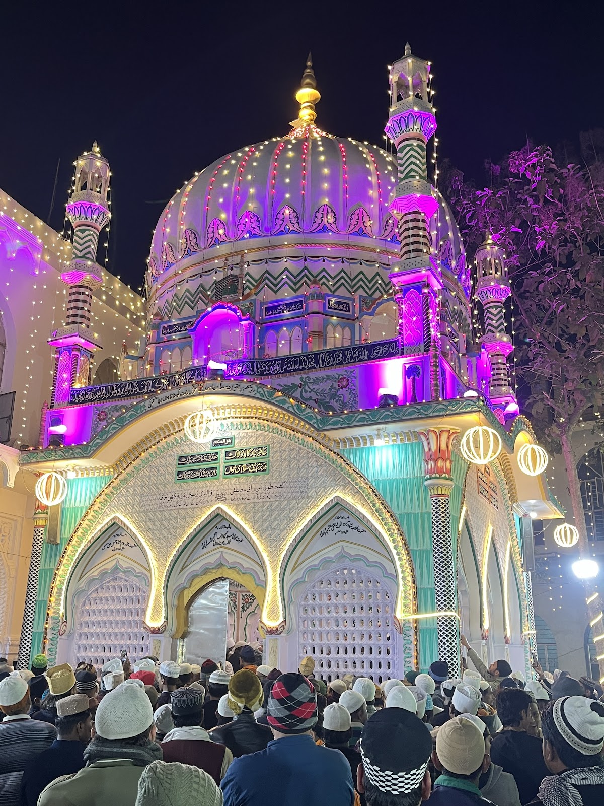 Khanqah Munemia Mithan Ghat (2026) – Best of TikTok, Instagram & Reddit ...