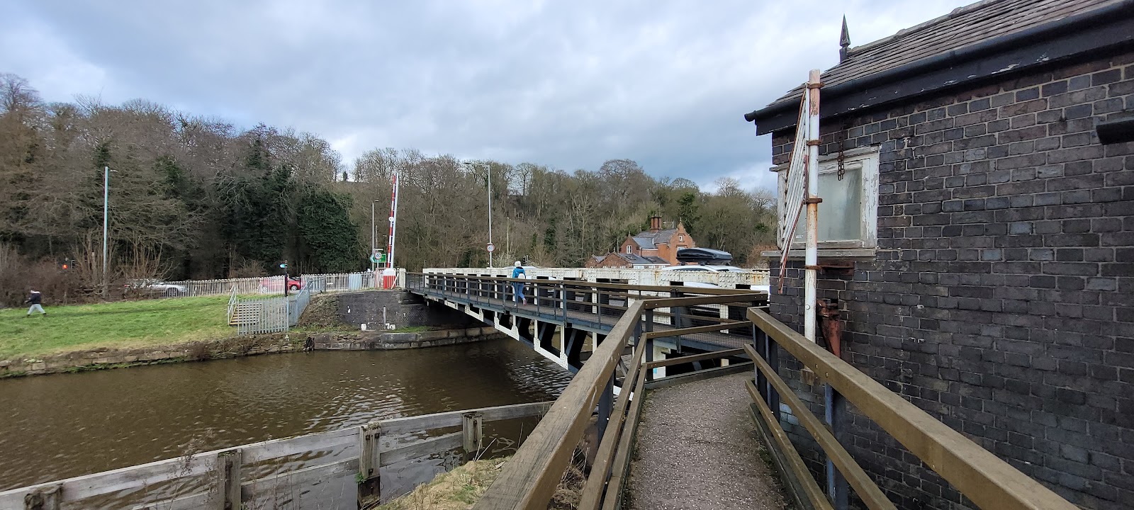Winnington Swing Bridge (2026) – Best of TikTok, Instagram & Reddit ...