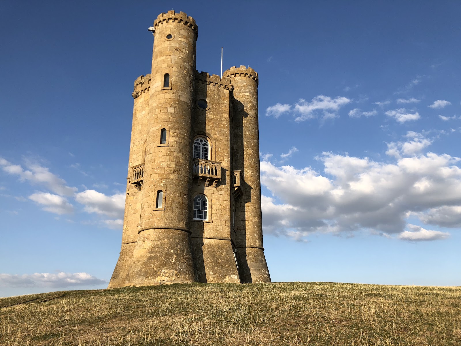 Broadway Tower Cotswolds (2026) – Best of TikTok, Instagram & Reddit ...