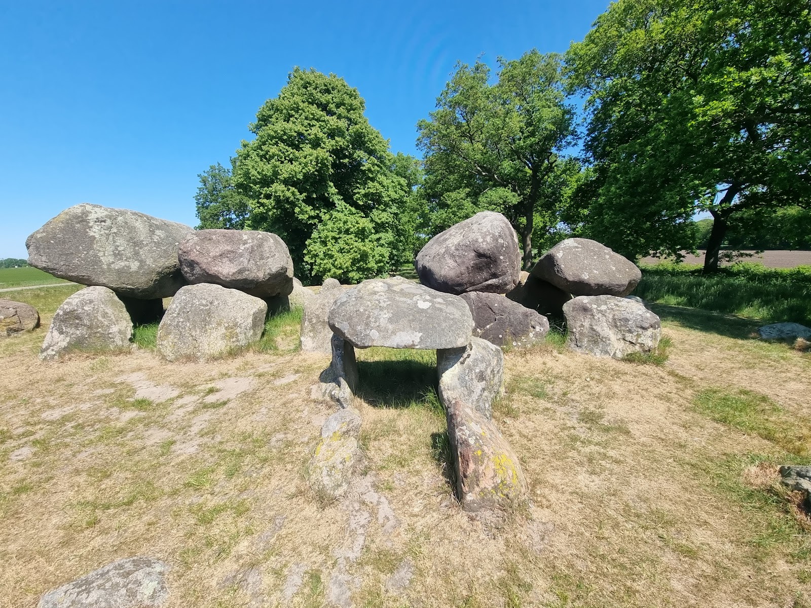 Hunebed D15 Loon (2026) – Best of TikTok, Instagram & Reddit Travel Guide