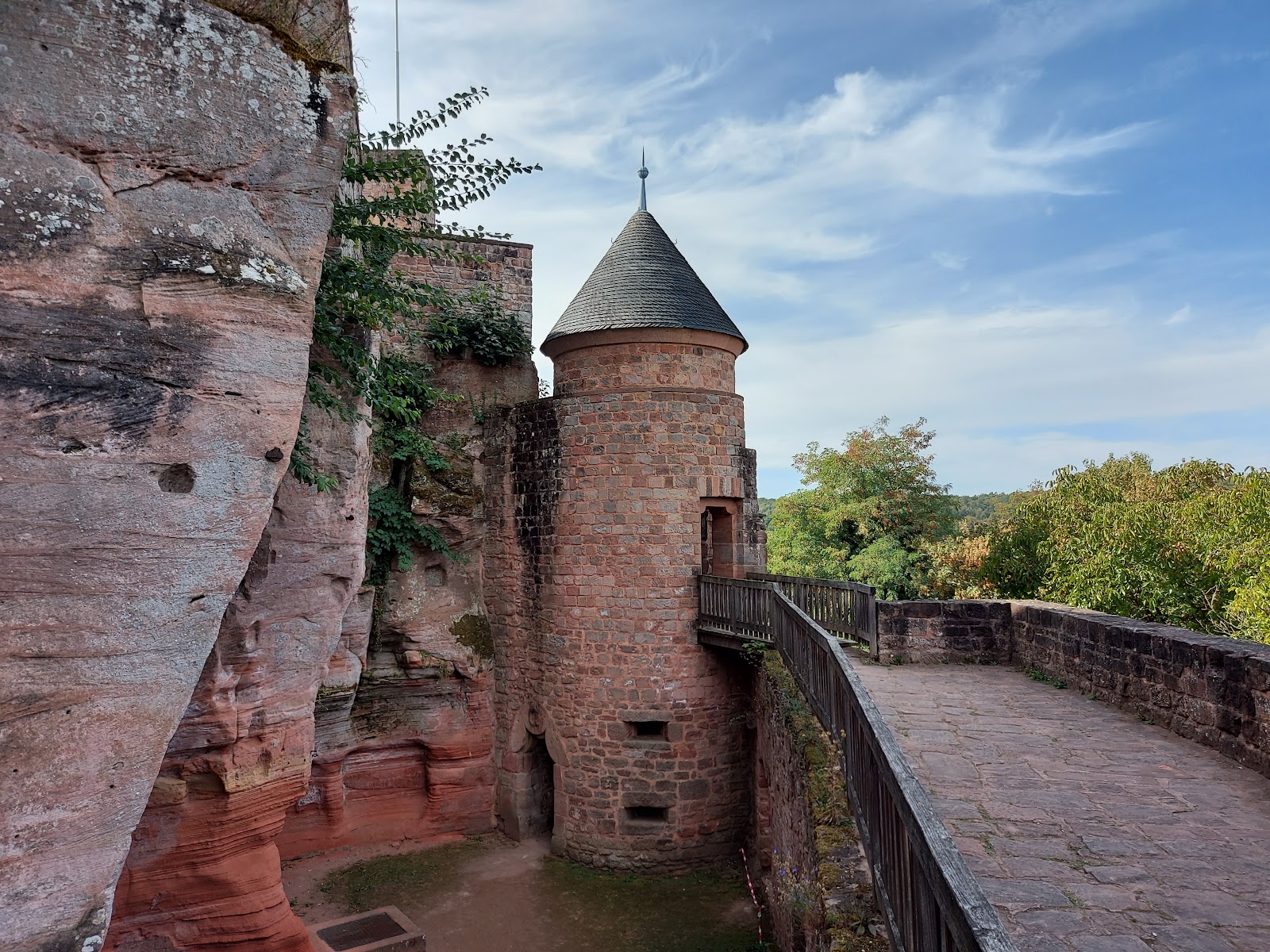 Nanstein Castle Landstuhl (2026) – Best of TikTok, Instagram & Reddit ...