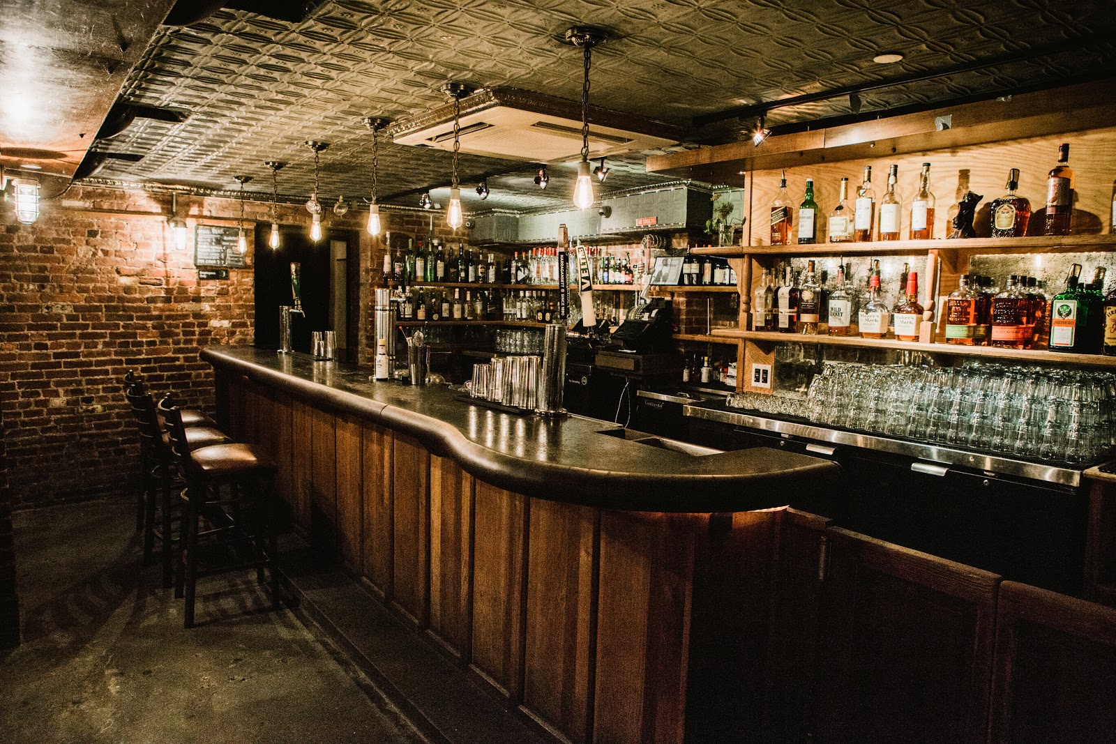 Von Bar House (2025) – Best of TikTok, Instagram & Reddit Travel Guide