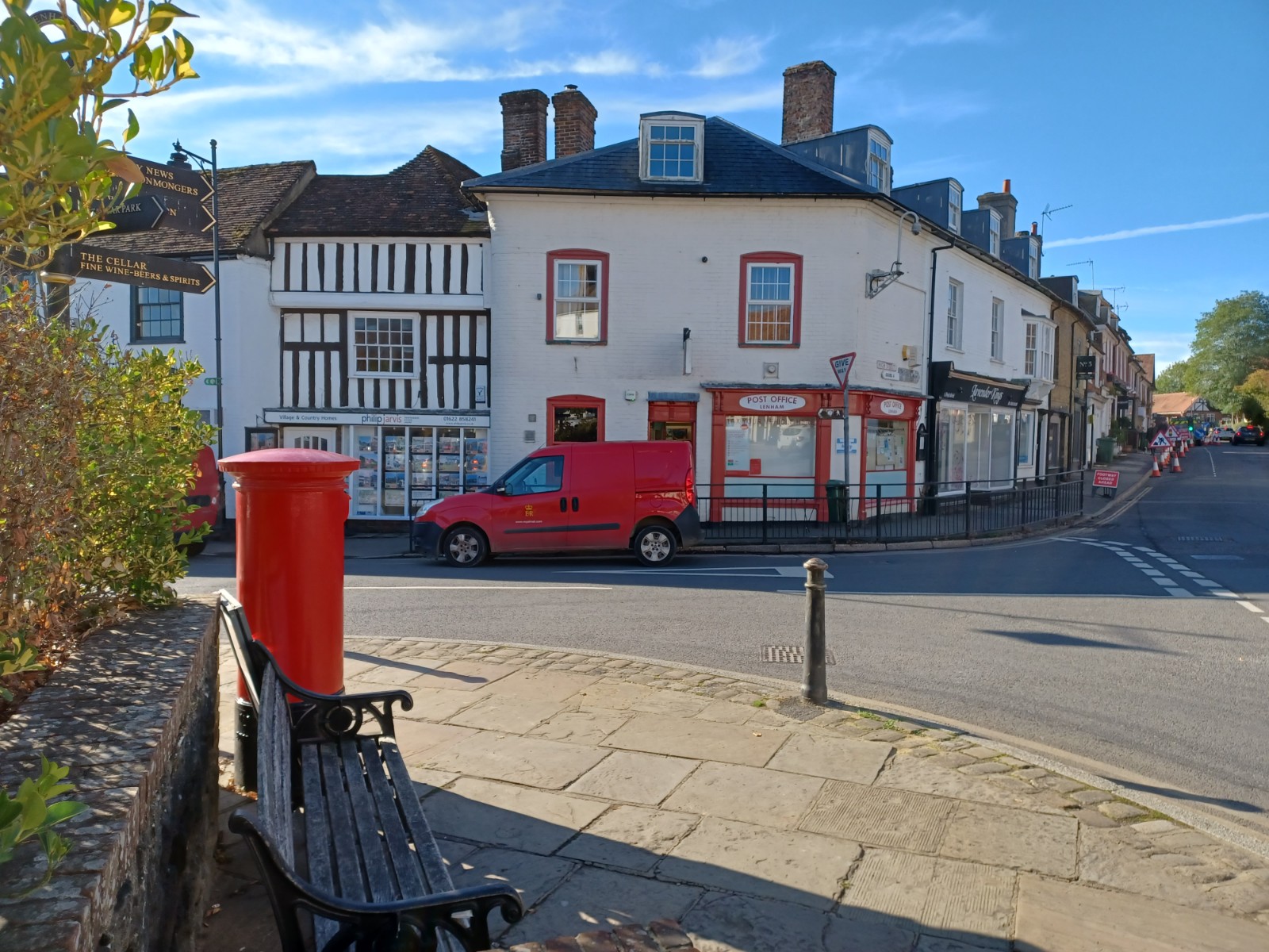 Lenham Village (2026) – Best of TikTok, Instagram & Reddit Travel Guide