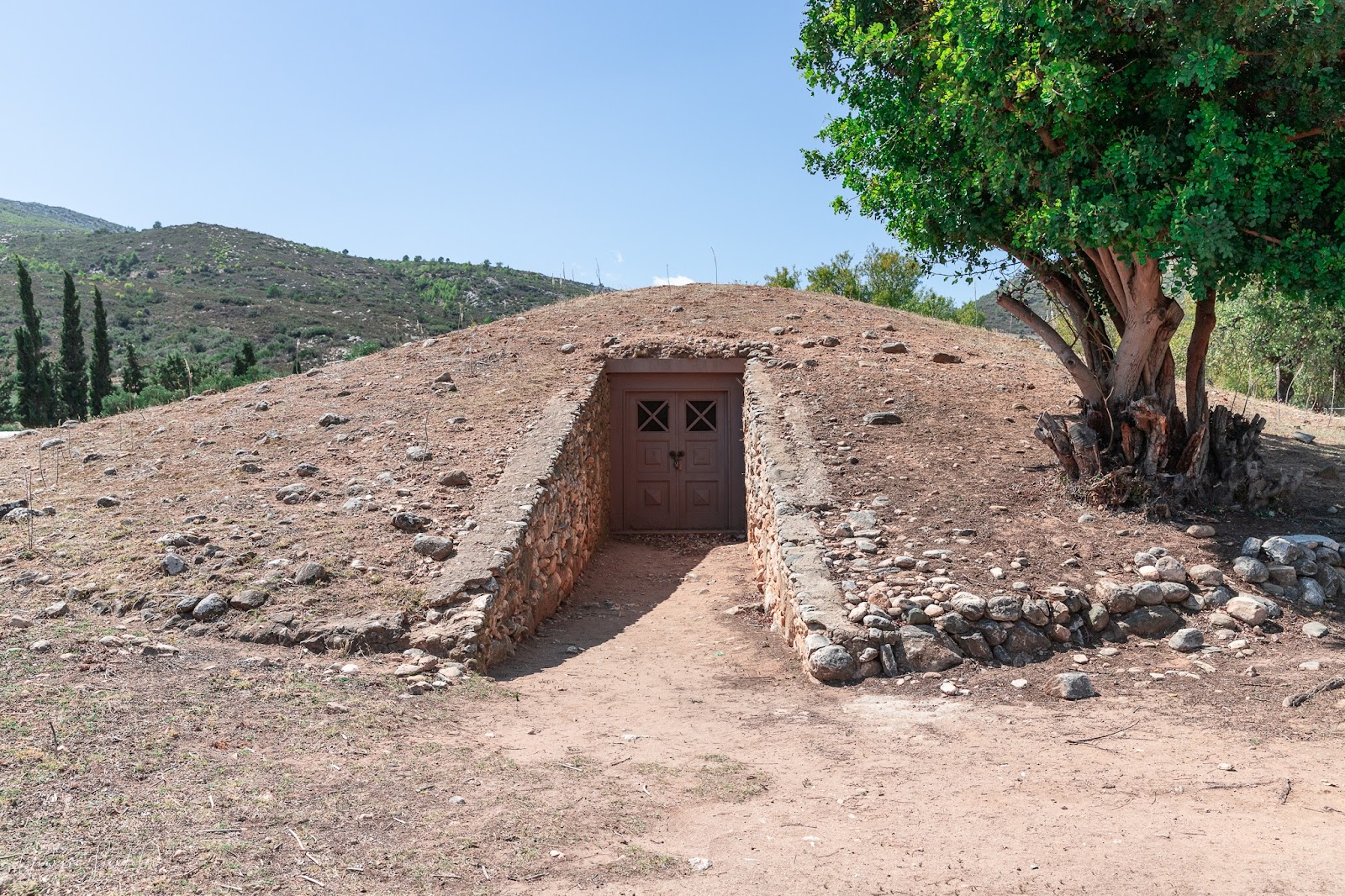 Plataean Tumulus (2026) – Best of TikTok, Instagram & Reddit Travel Guide