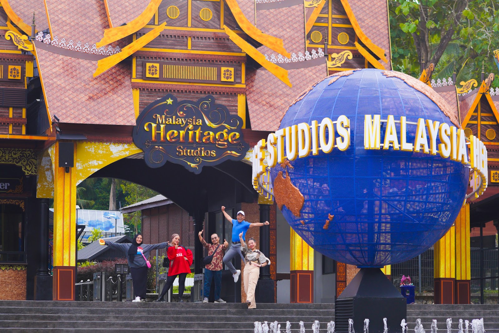 Mini Malaysia & ASEAN Cultural Park Melaka (2025) – Best of TikTok ...