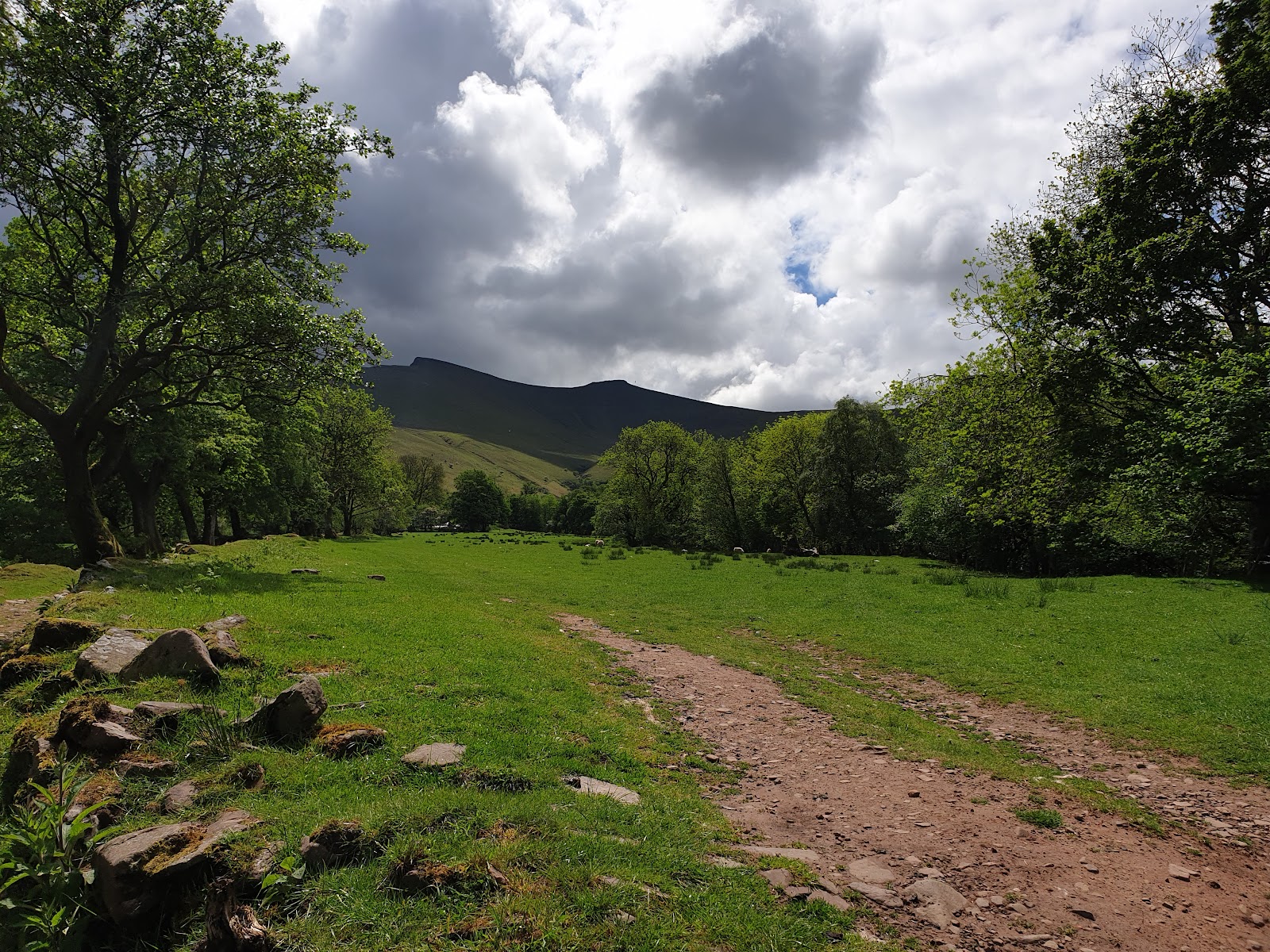 Cwm Gwdi Car Park and Trailhead (2026) – Best of TikTok, Instagram ...