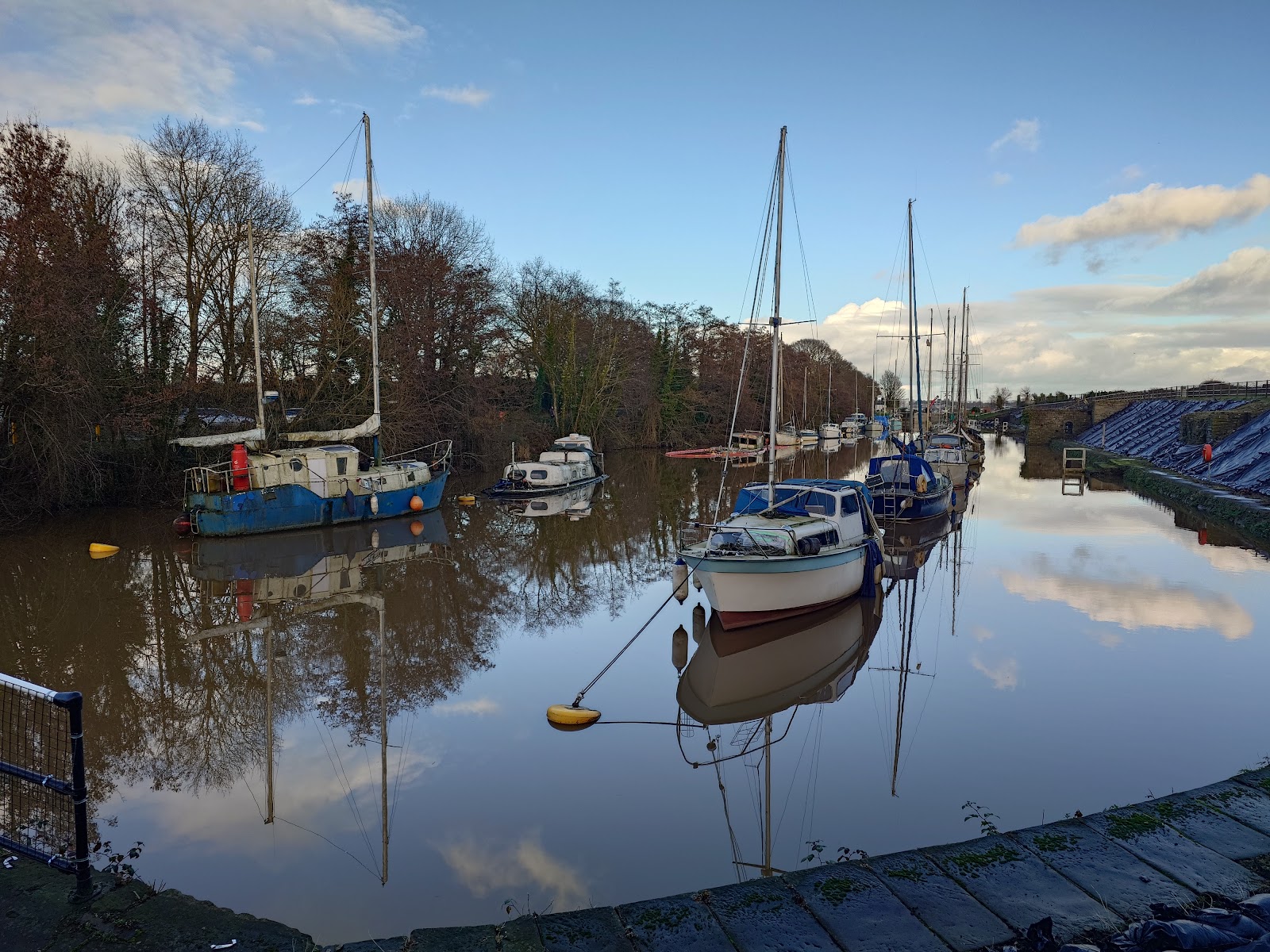 Lydney Harbour (2025) – Best of TikTok, Instagram & Reddit Travel Guide