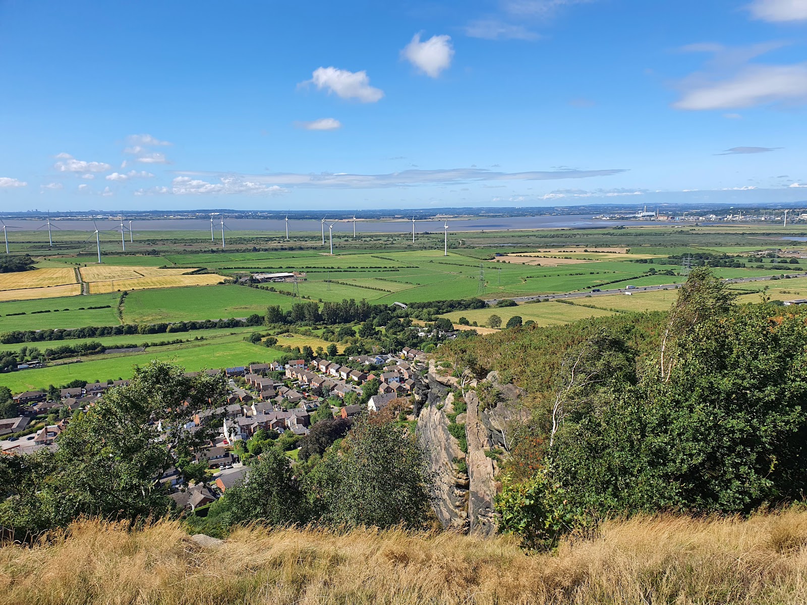 Helsby Hill (2026) – Best of TikTok, Instagram & Reddit Travel Guide