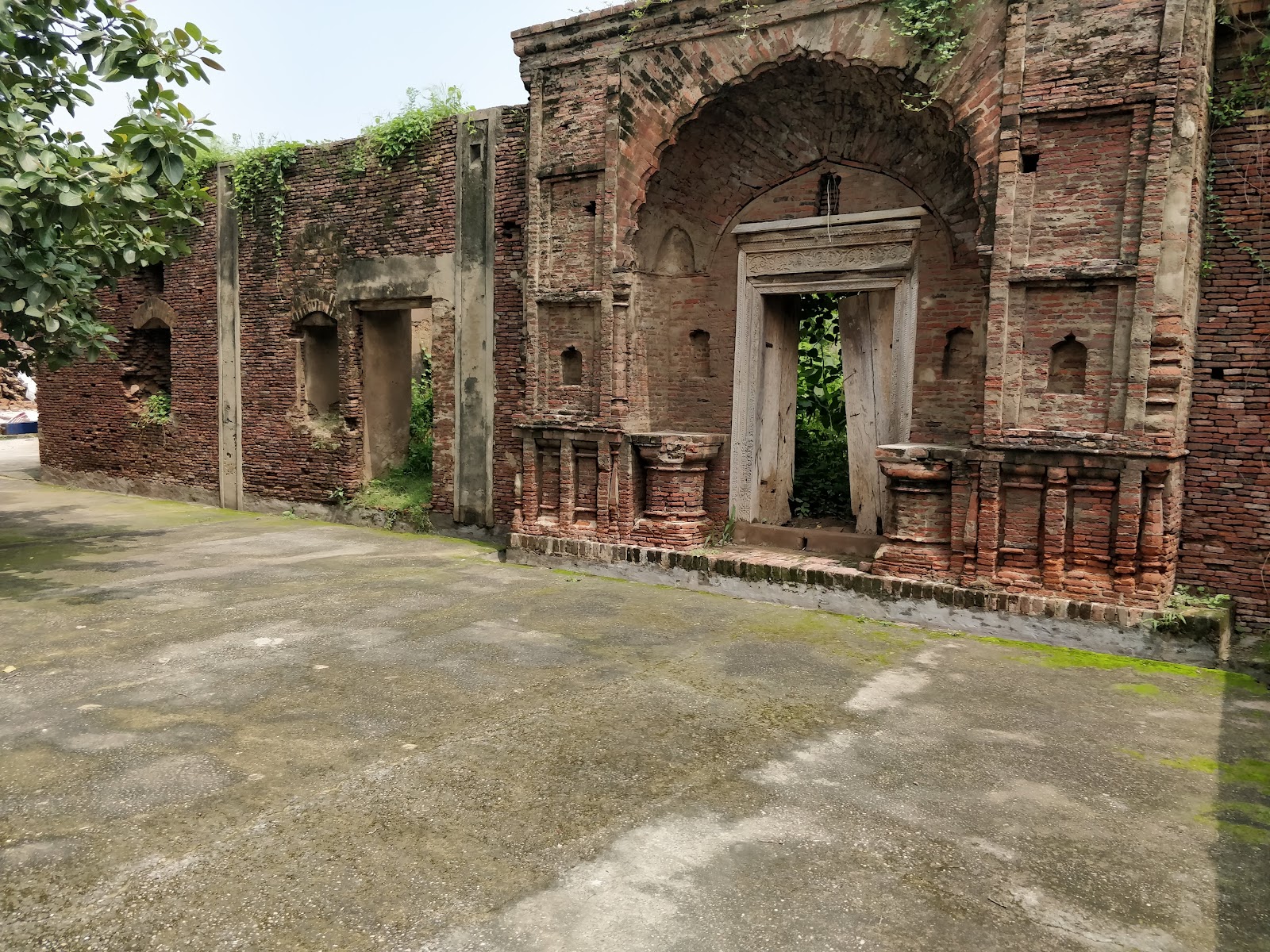 Raipur Rani Fort (2026) – Best of TikTok, Instagram & Reddit Travel Guide