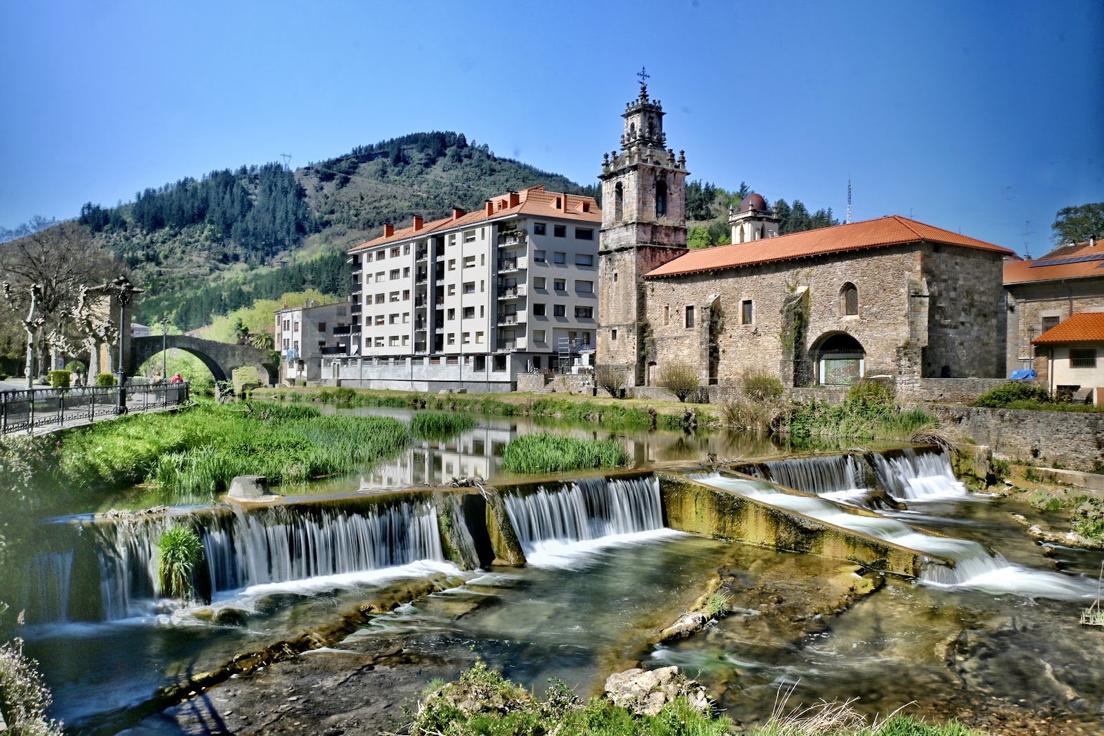 Balmaseda Old Town (2026) – Best of TikTok, Instagram & Reddit Travel Guide