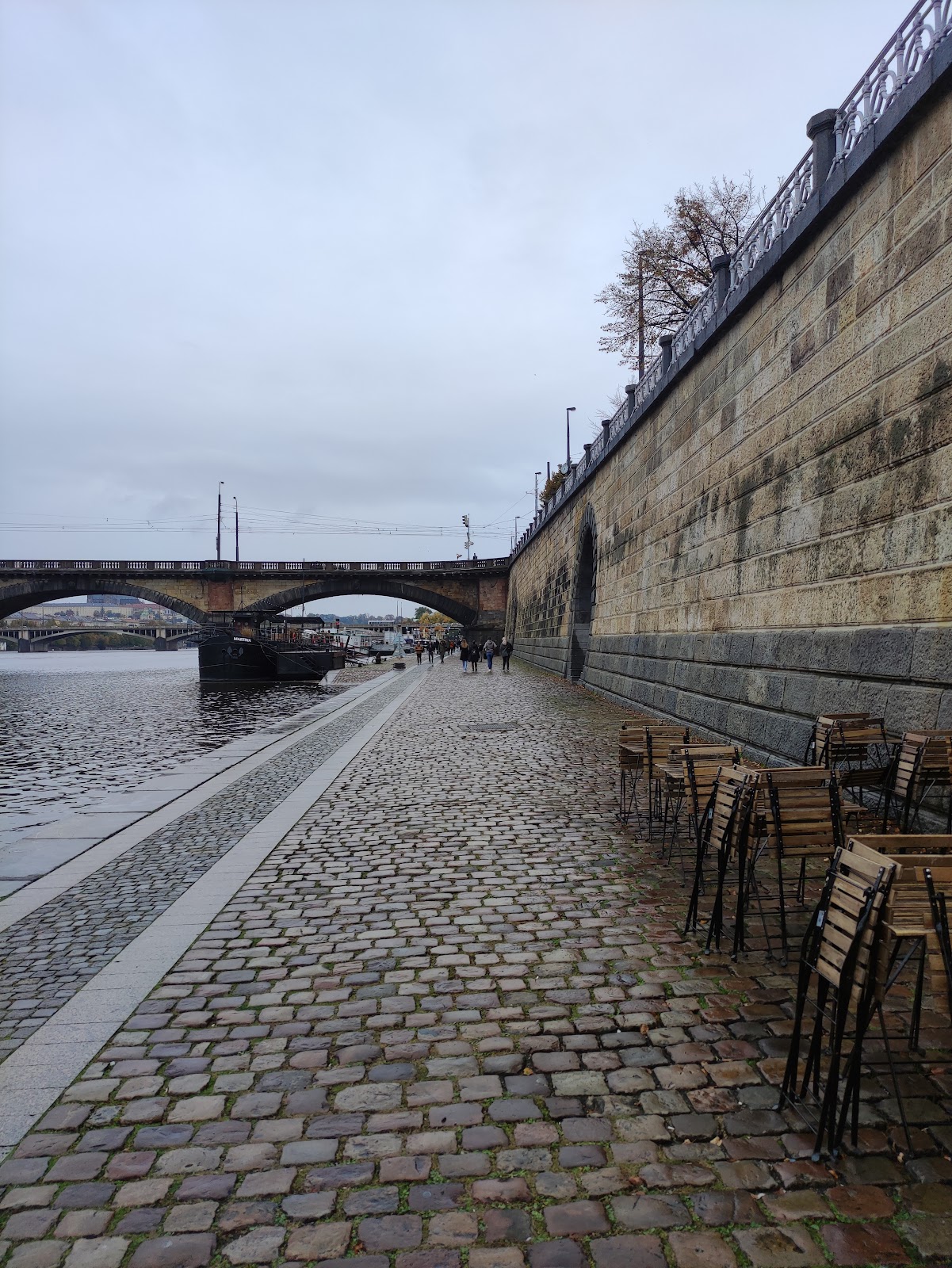 Náplavka Prague (2026) – Best of TikTok, Instagram & Reddit Travel Guide